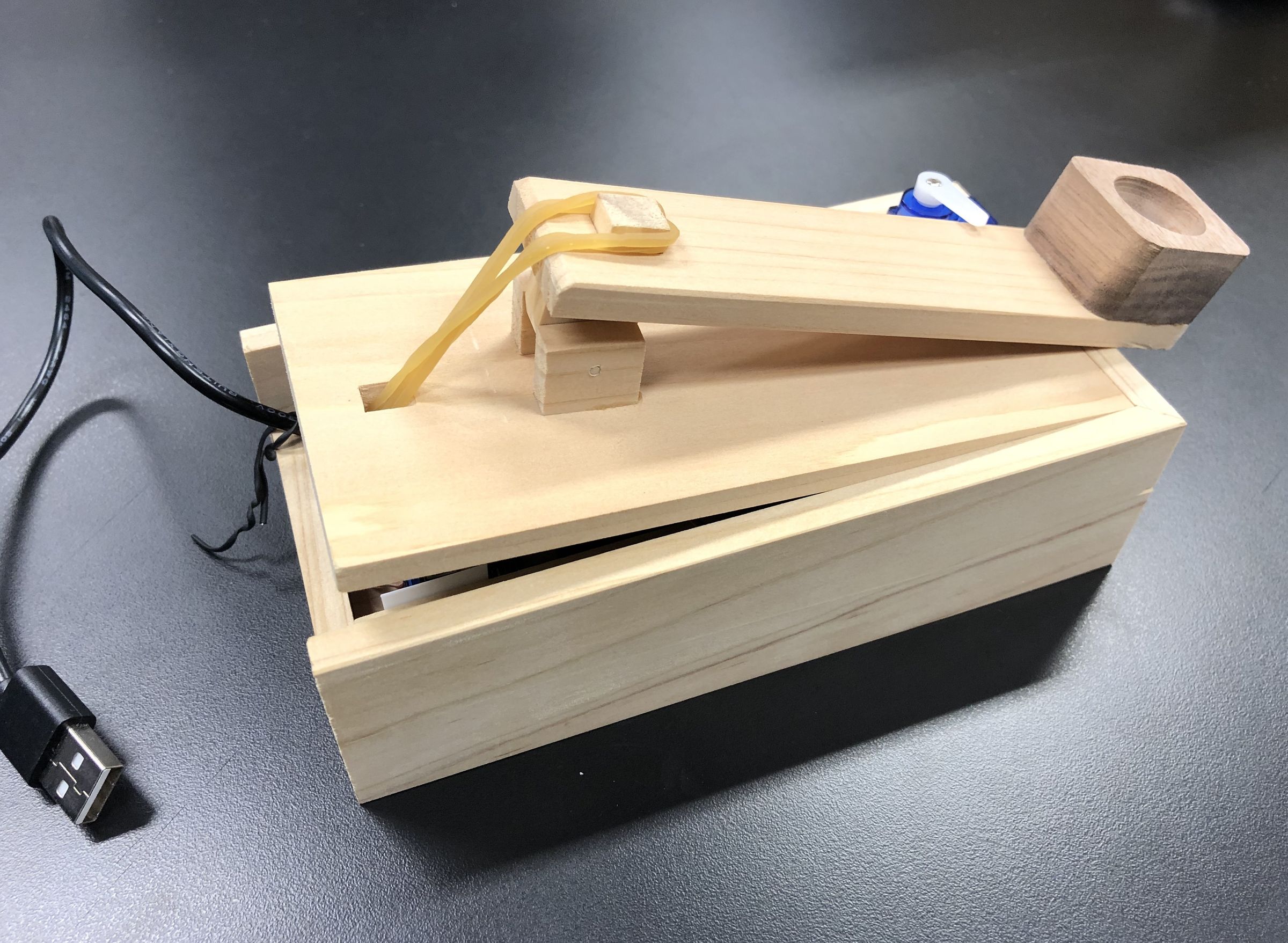 Automatic Rubber Band Catapult : 8 Steps (with Pictures) - Instructables