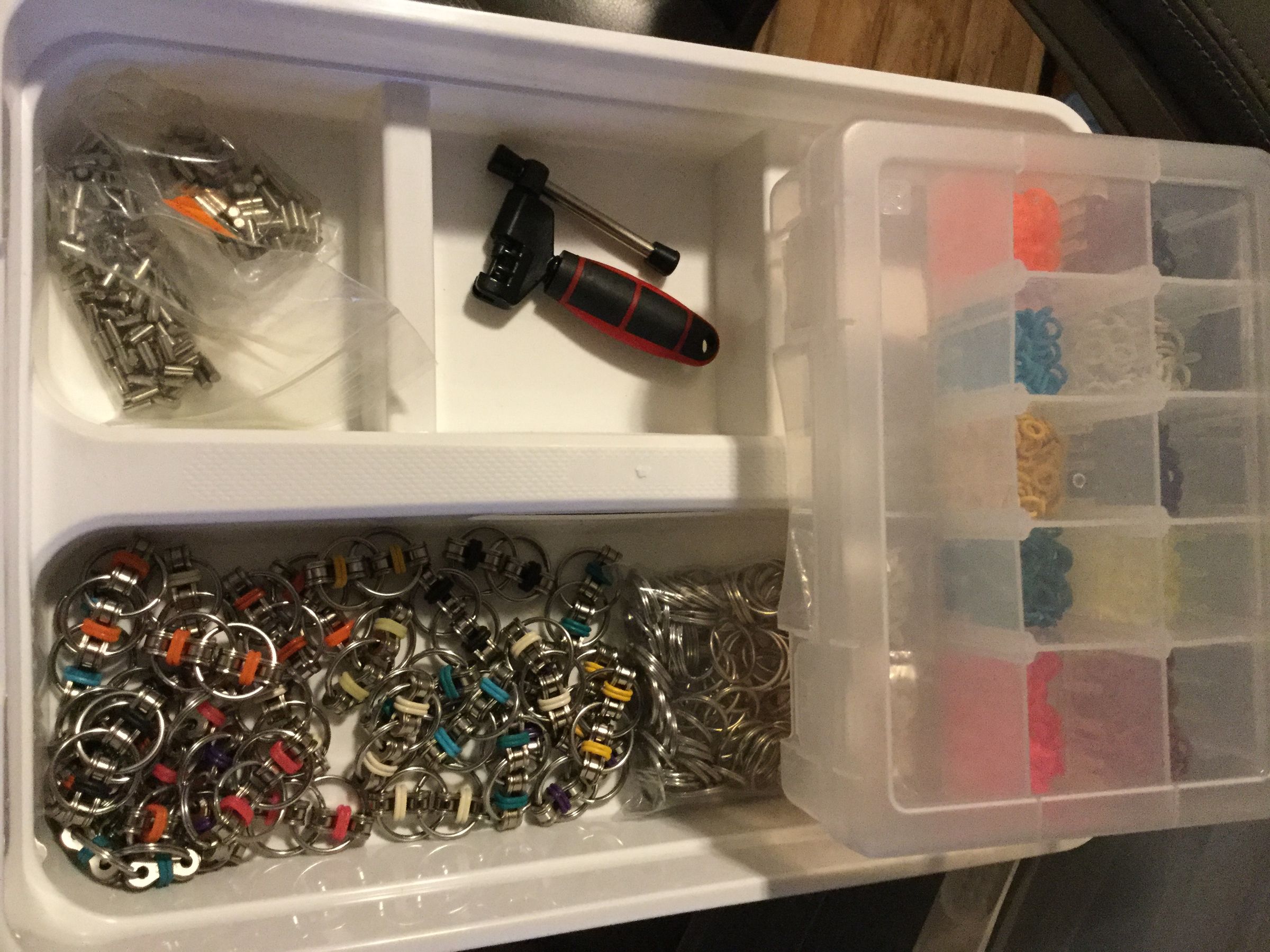 Homemade Infinite Twisting Fidget Toy : 4 Steps - Instructables