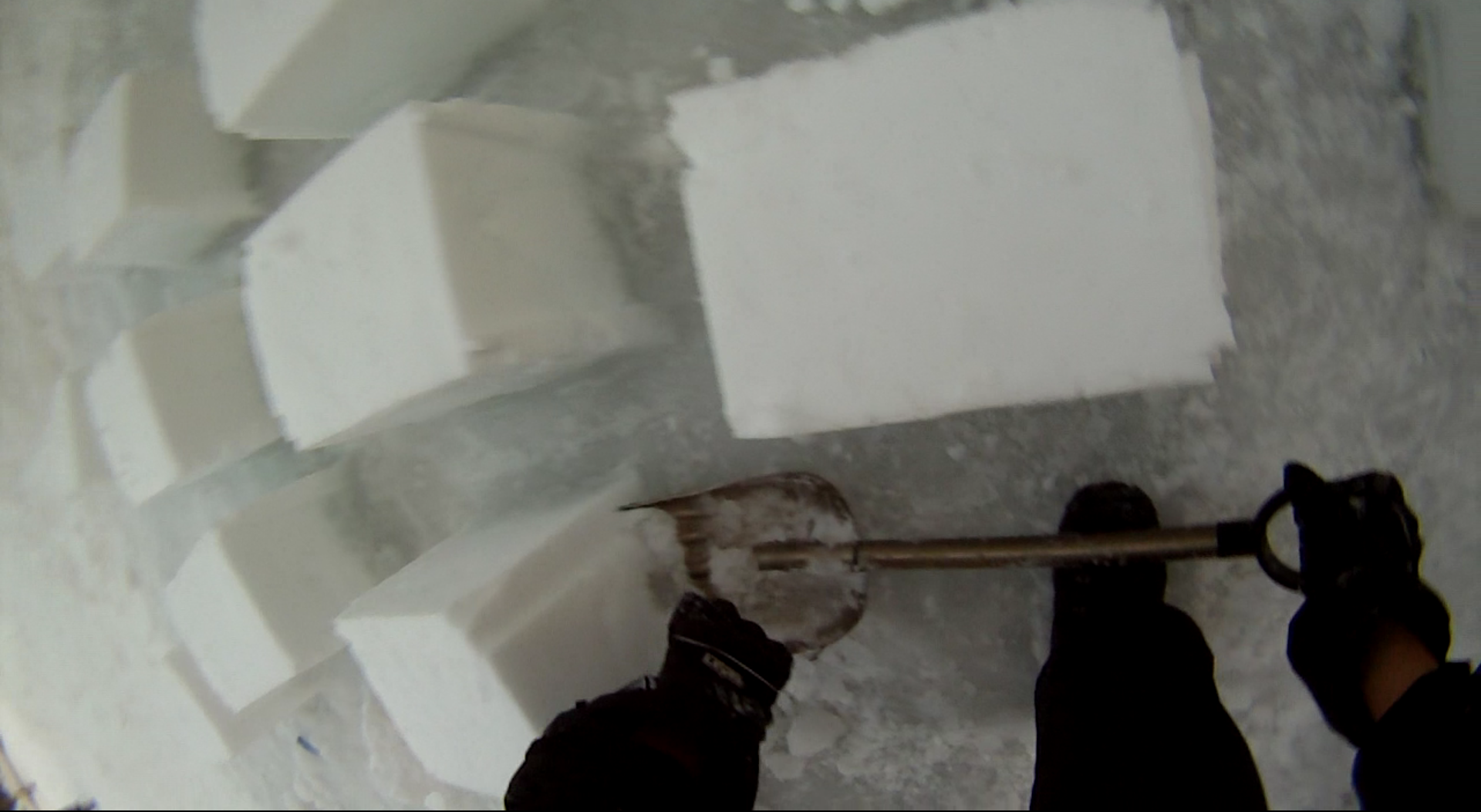 How to Make the Massive 3 Floor Snow Fort. : 9 Steps (with Pictures ...
