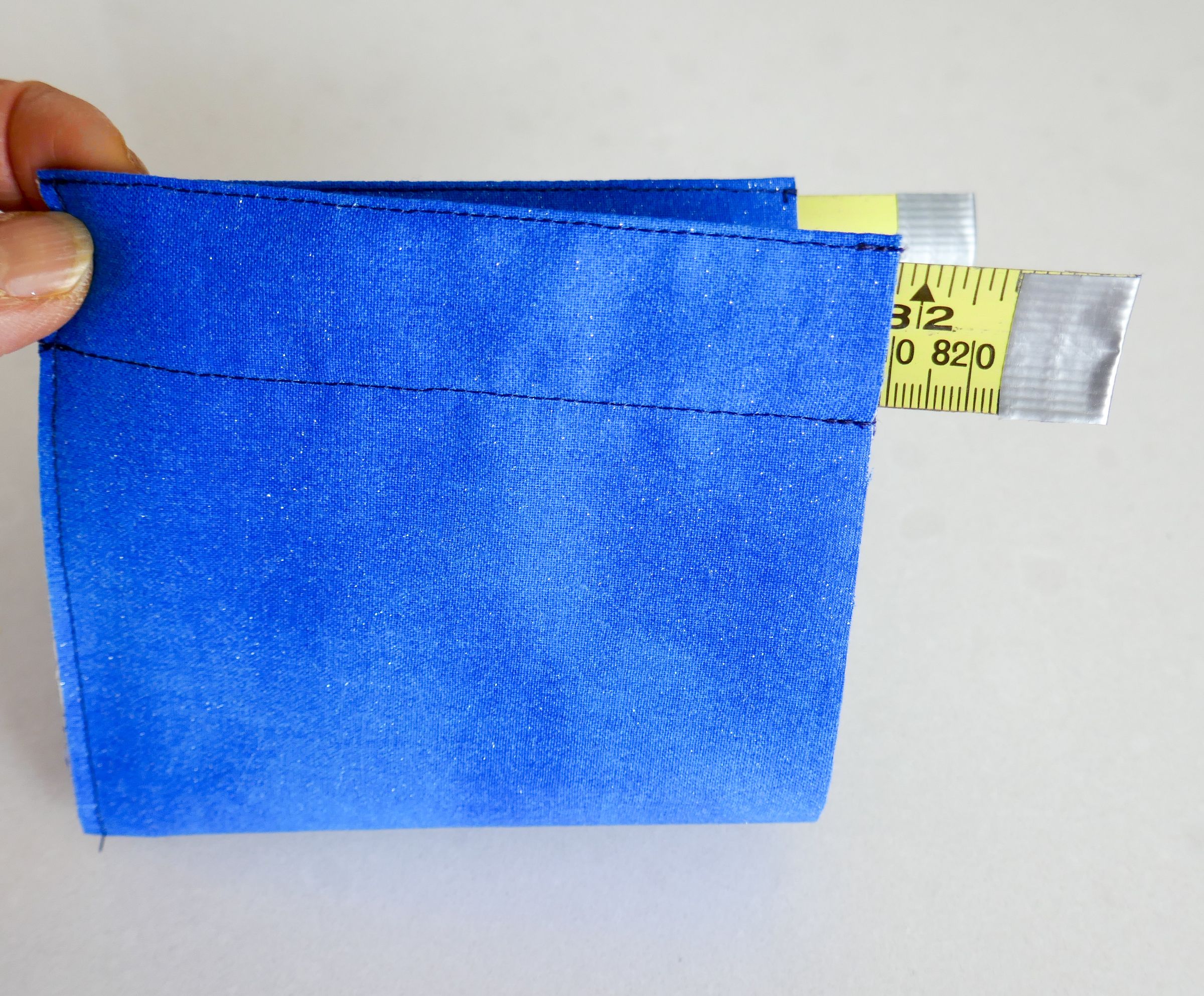 Transform Broken Measuring Tape to Coin Purse : 10 Steps (with Pictures ...