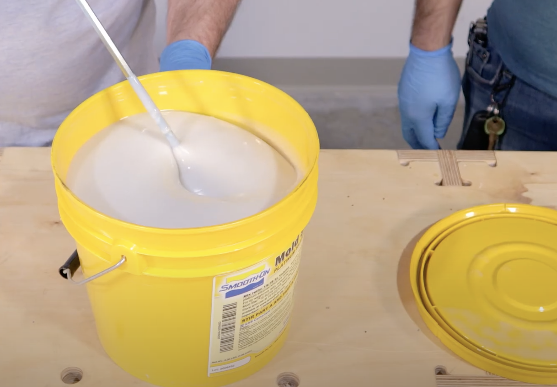 Easy Silicone Mold Making for Epoxy Casting : 5 Steps (with Pictures ...