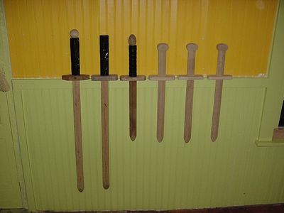 How to Make a Nice Wooden Sword : 6 Steps (with Pictures) - Instructables