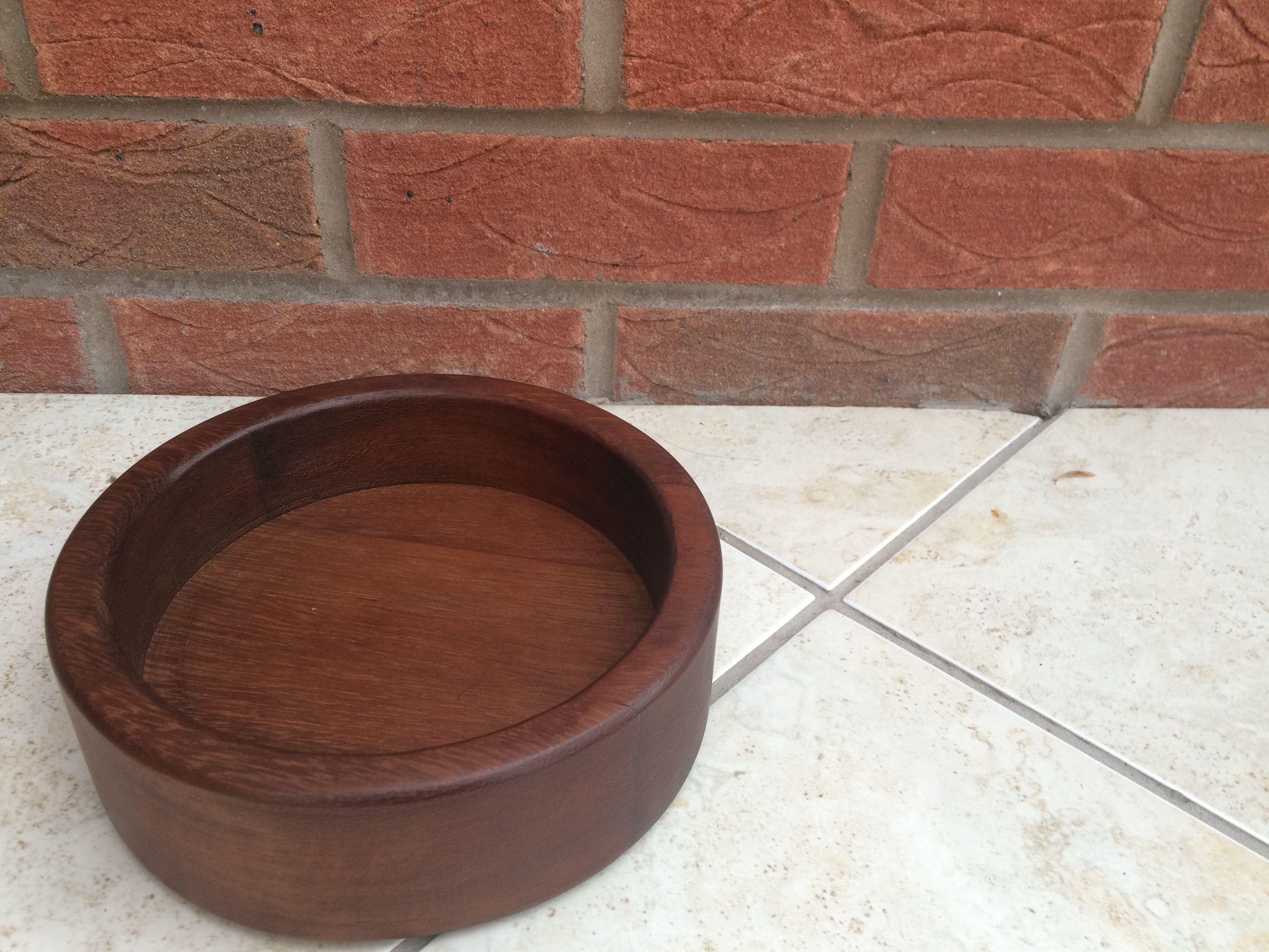 How to Make a Rounded Wooden Bowl - Using a Router : 7 Steps ...