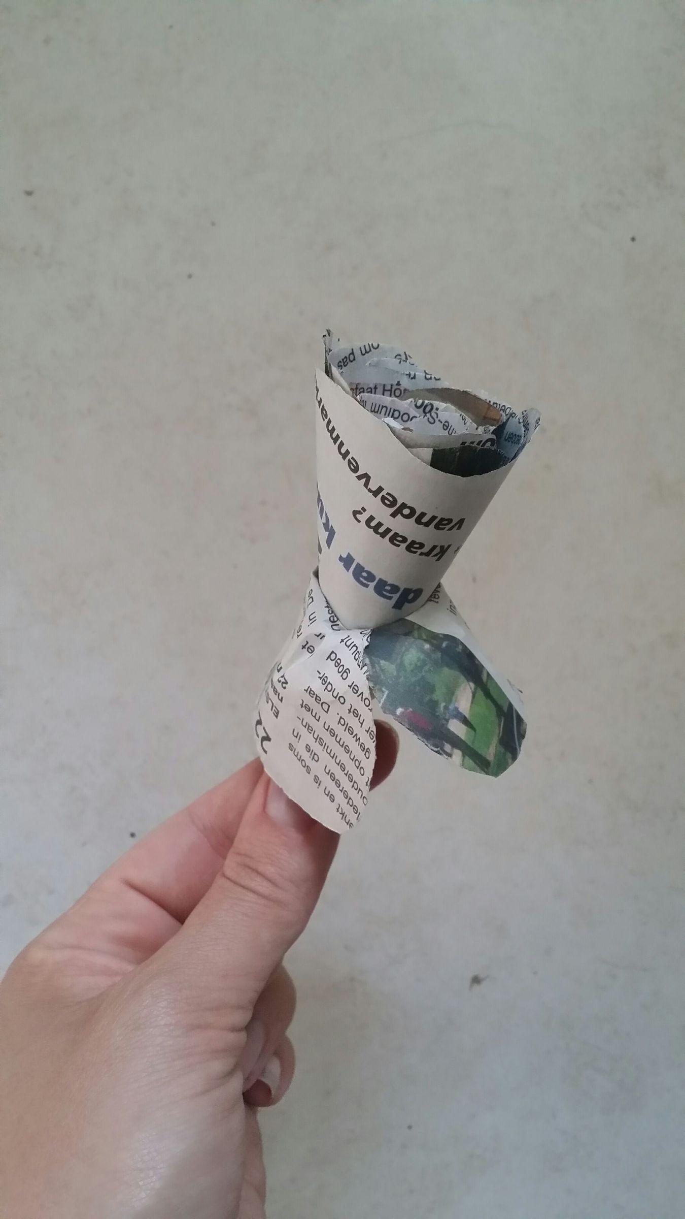 Newspaper Roses : 8 Steps - Instructables