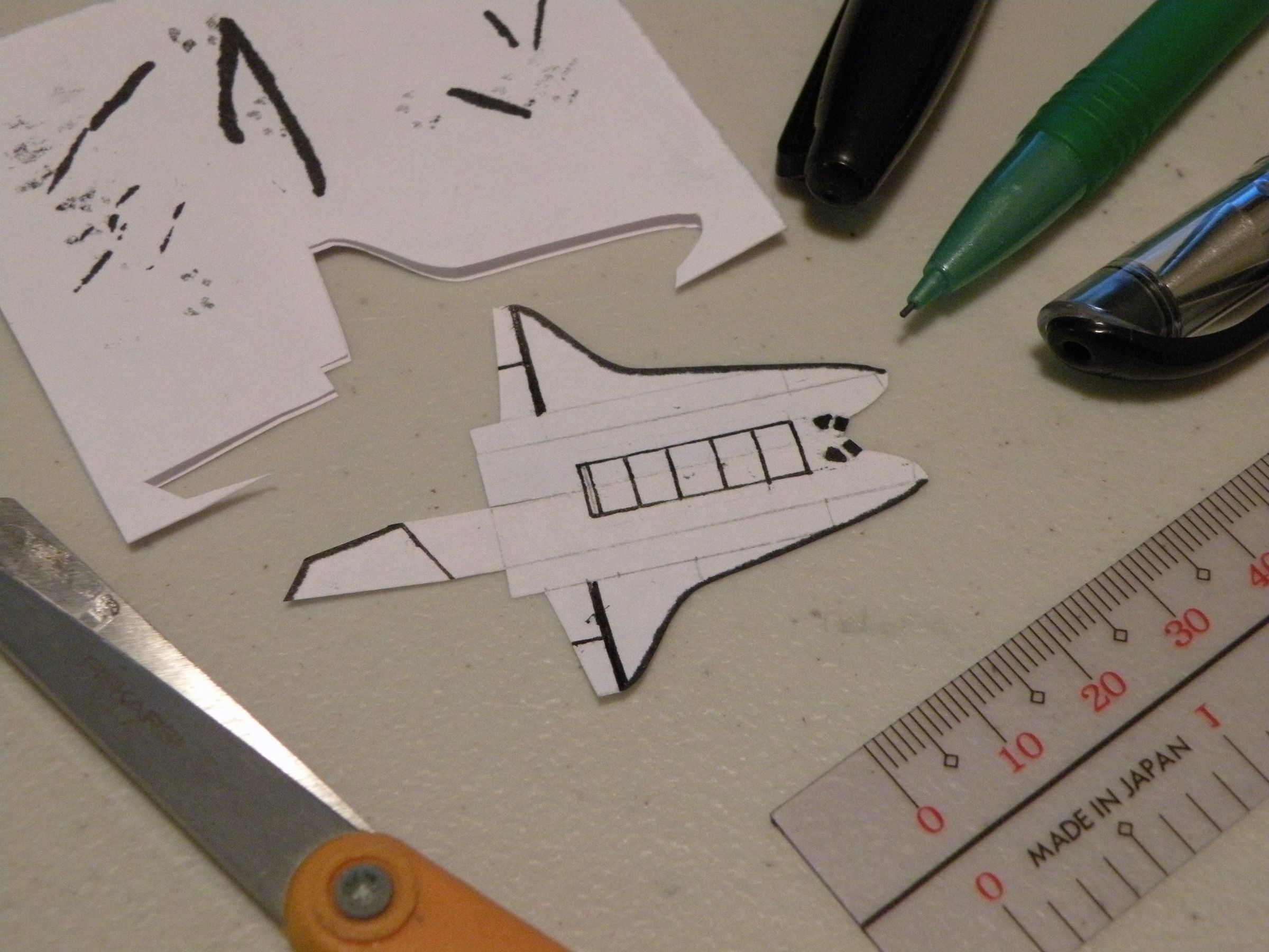 Mini Staple Space Shuttle : 10 Steps (with Pictures) - Instructables