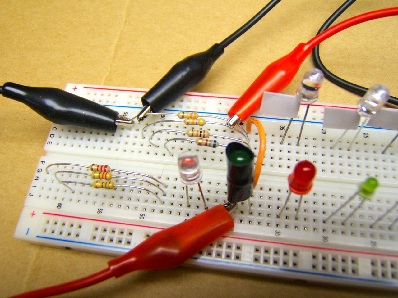 Tests of LED and Various Light Sensors : 8 Steps - Instructables