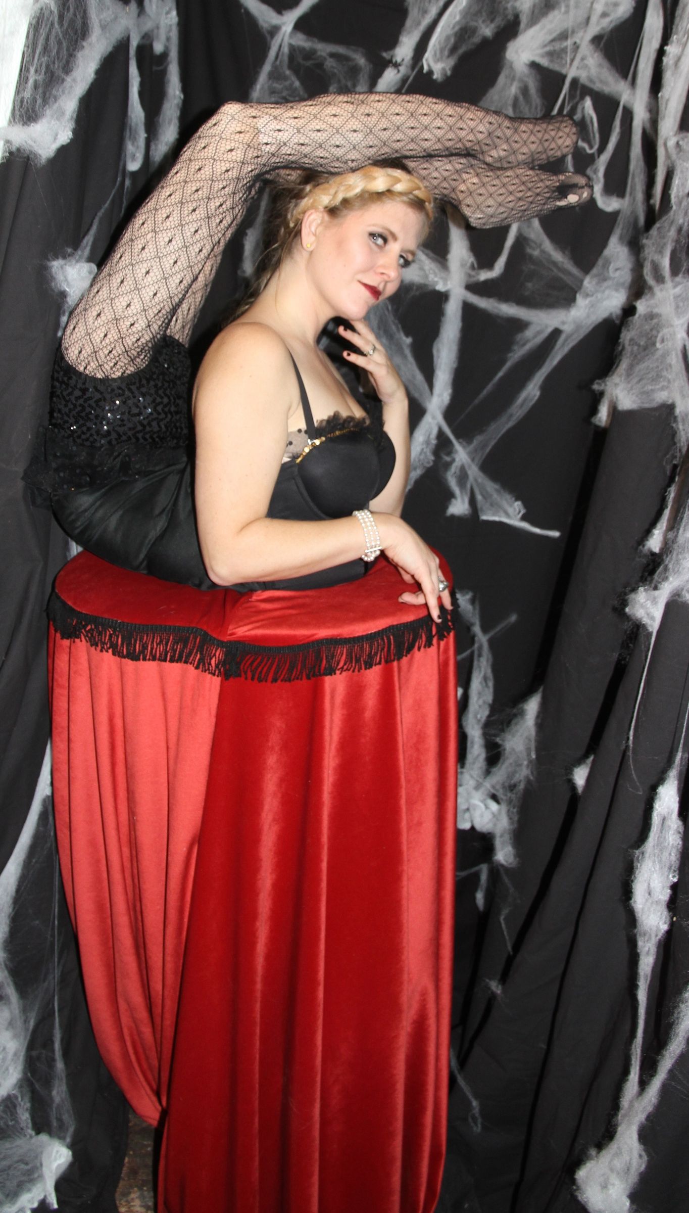 Freaky Contortionist Costume With False Legs (with Pictures ...