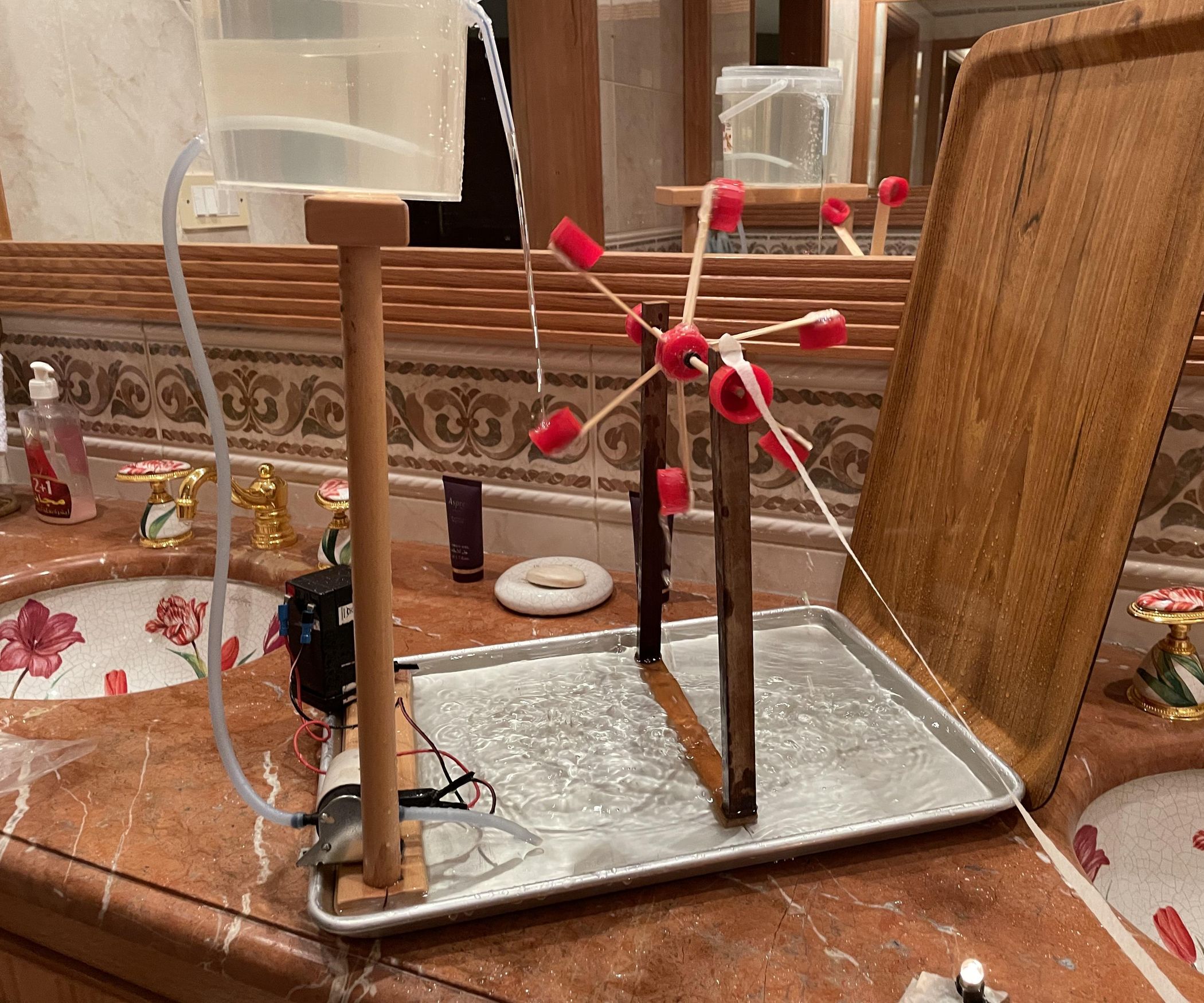 (water Wheel Free Energy Device : 5 Steps - Instructables