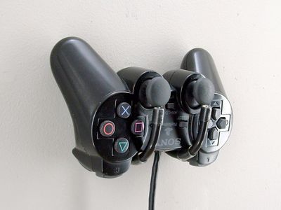 Wall Clip - Hang Video Controllers on Walls : 10 Steps (with Pictures ...