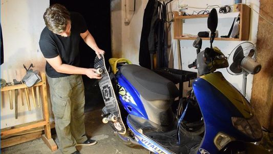 Motorcycle Skateboard Rack : 8 Steps (with Pictures) - Instructables