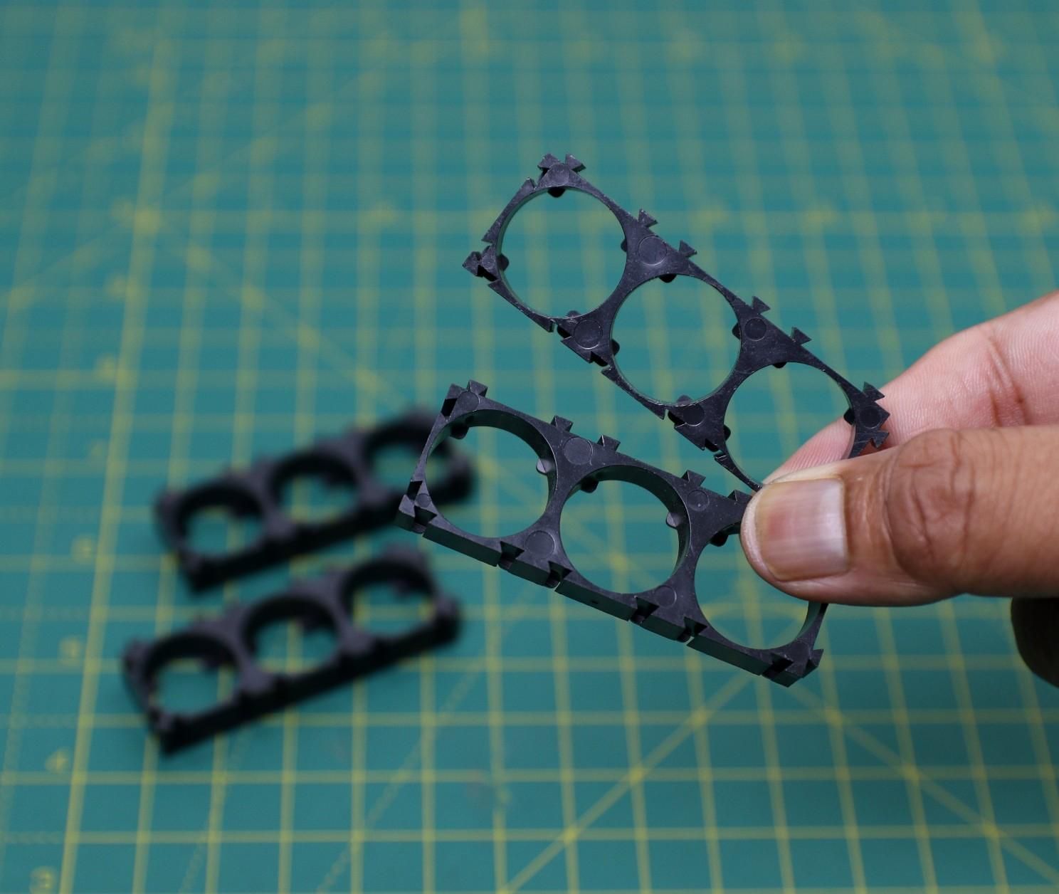 DIY Mini UPS for WiFi Router V5.0 : 18 Steps (with Pictures ...