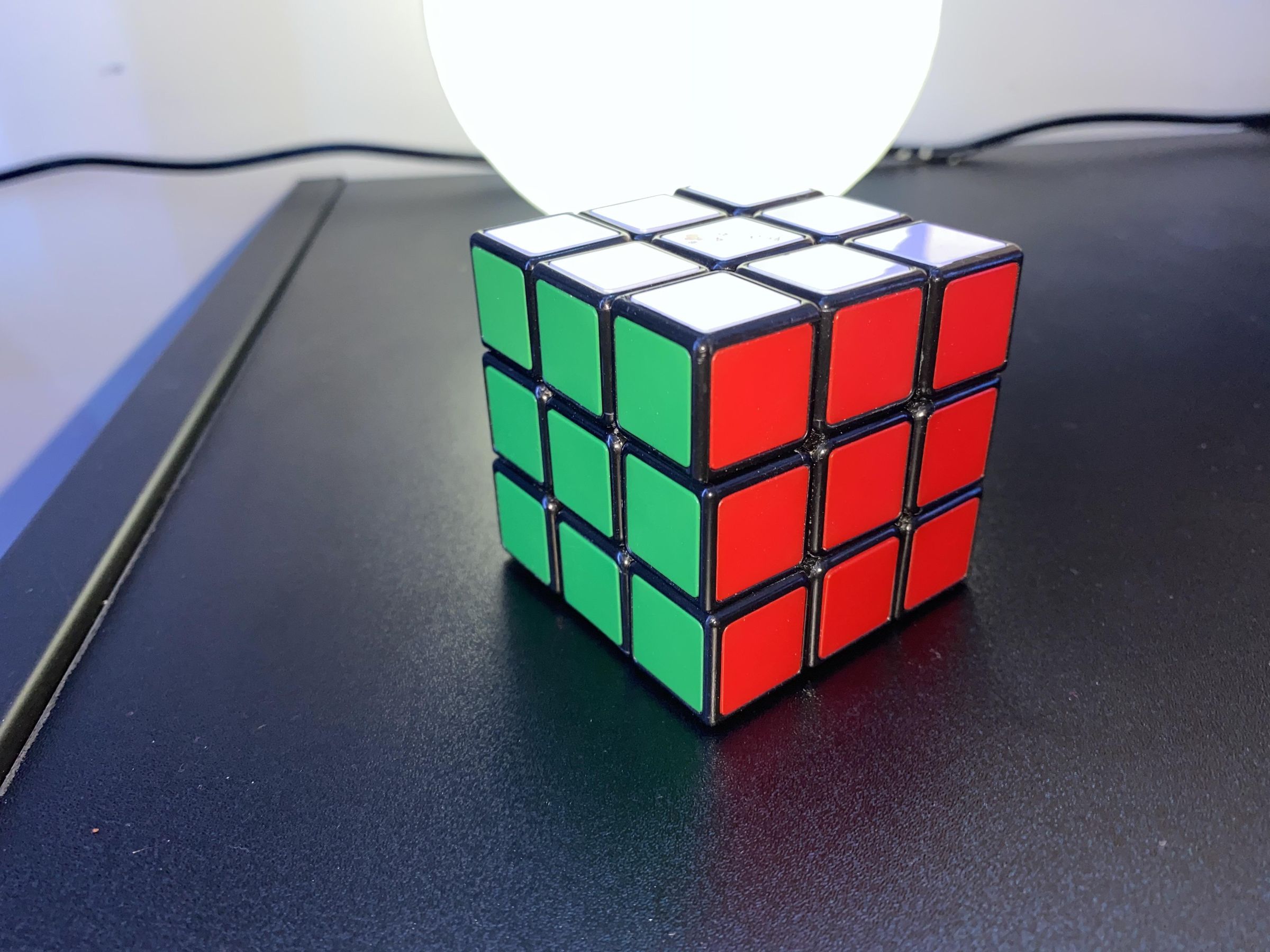 How to Solve a 3x3x3 Rubik's Cube for Beginners : 7 Steps - Instructables