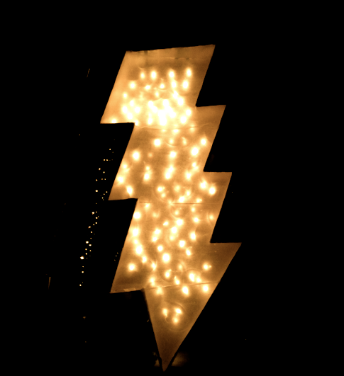 LIGHTNING BOLT!!! : 10 Steps - Instructables