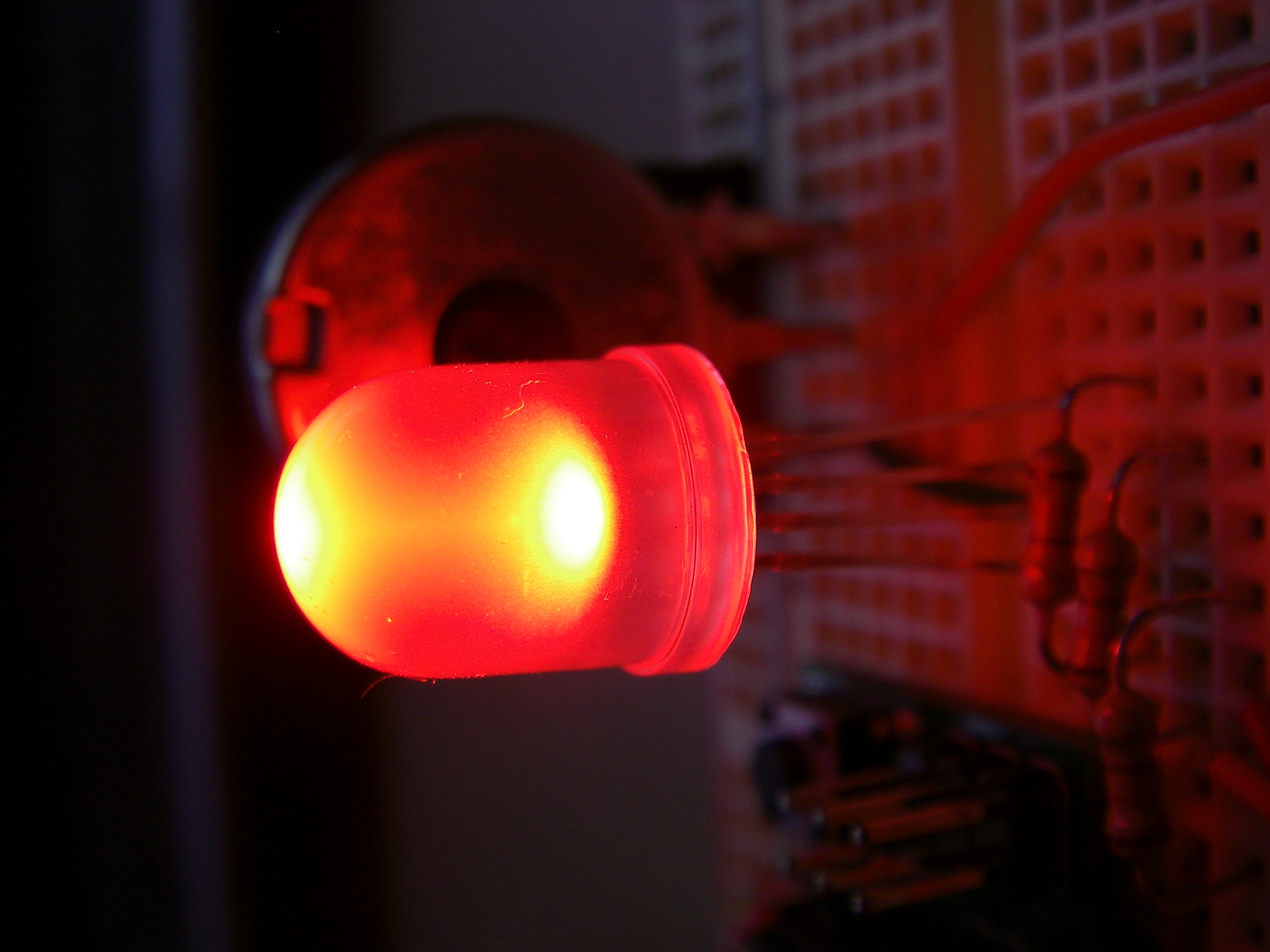 The Arduino AA Undershield : 6 Steps - Instructables