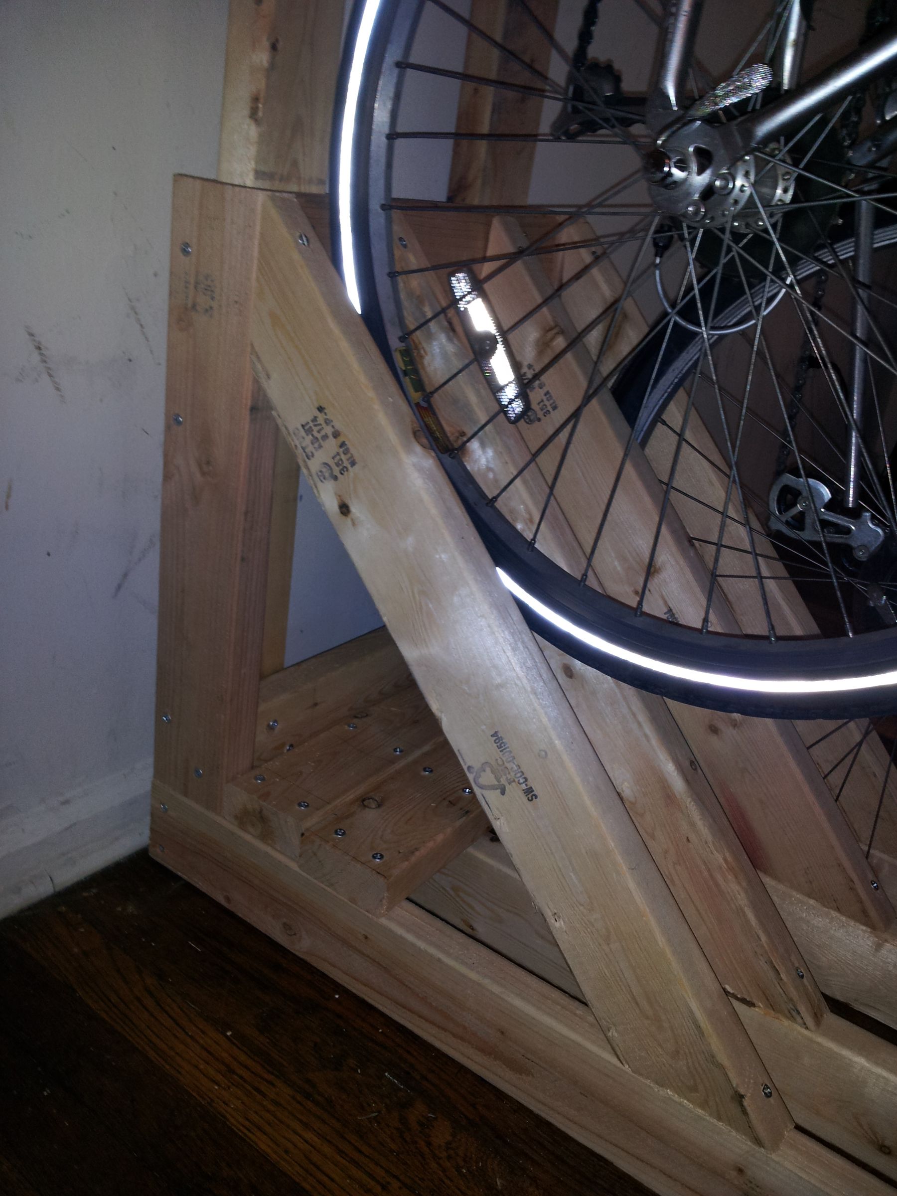 Vertical Bike Rack From 2x4s : 7 Steps (with Pictures) - Instructables