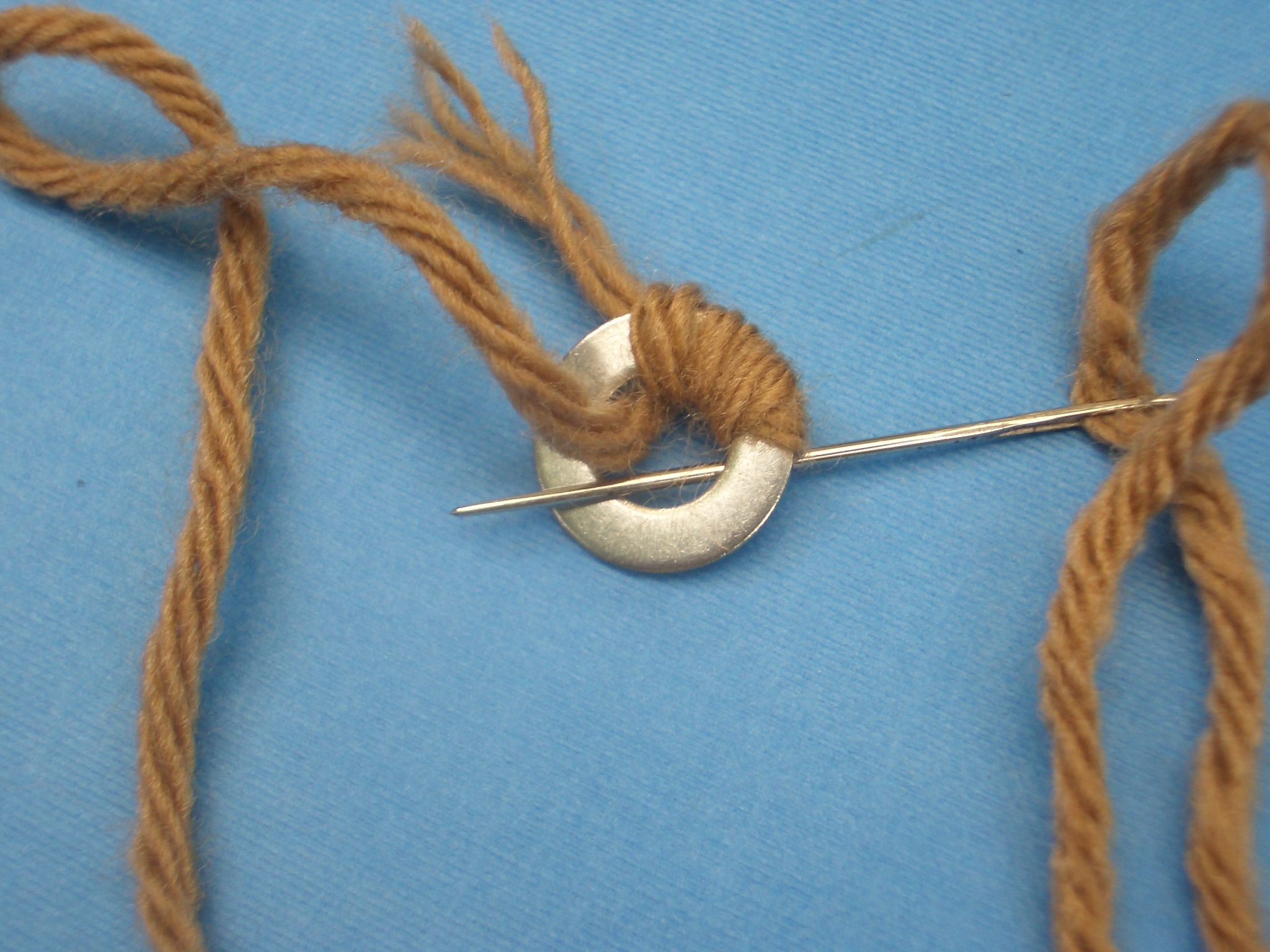 Buttons From Yarn and Washers : 4 Steps (with Pictures) - Instructables