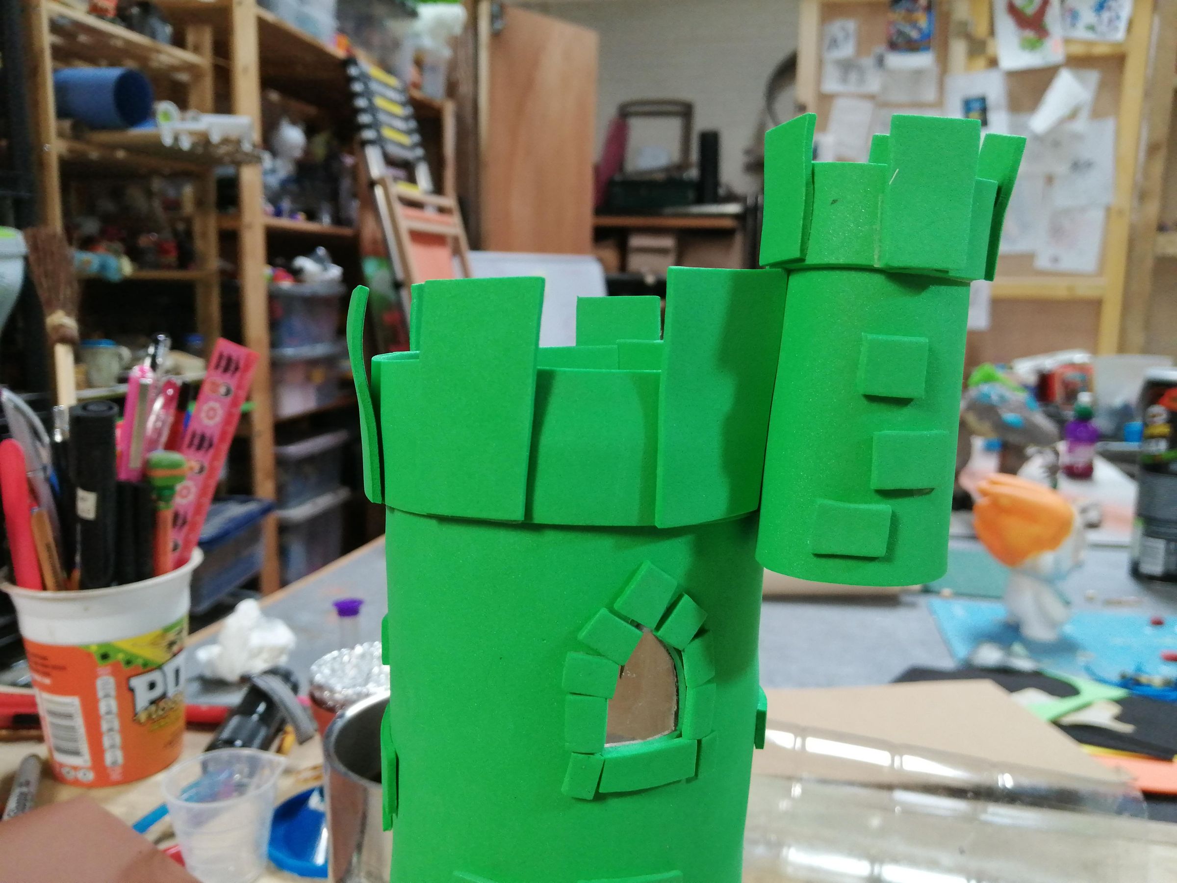Pringles Tube Dice Tower : 9 Steps (with Pictures) - Instructables
