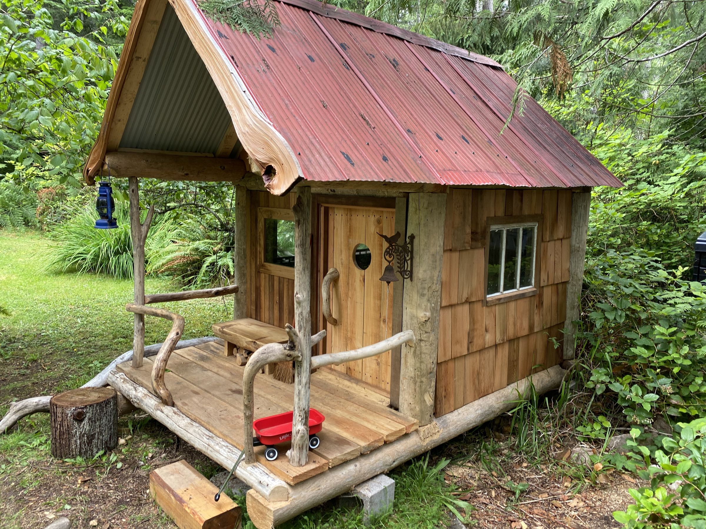 Rustic DIY Play House : 5 Steps (with Pictures) - Instructables