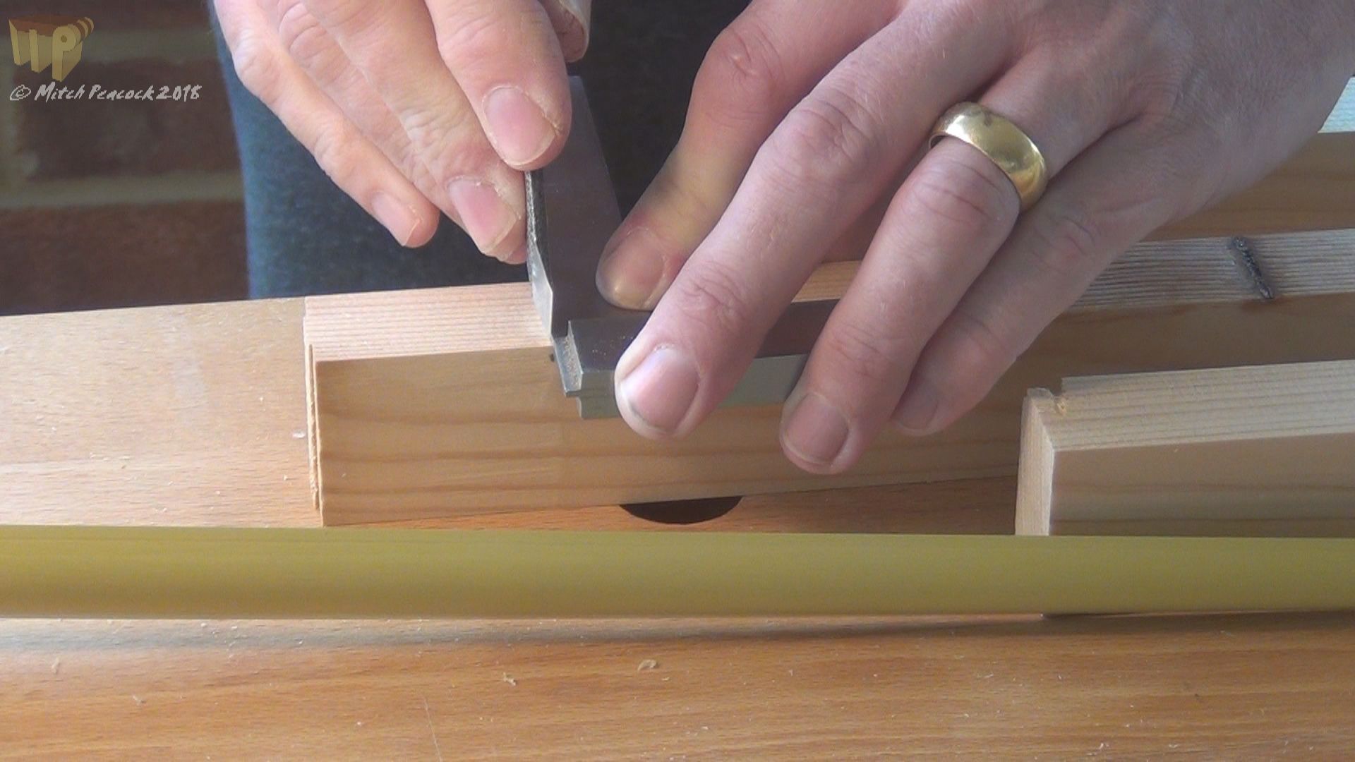 Make a Pair of Shoji (Japanese Sliding) Screens : 12 Steps (with ...