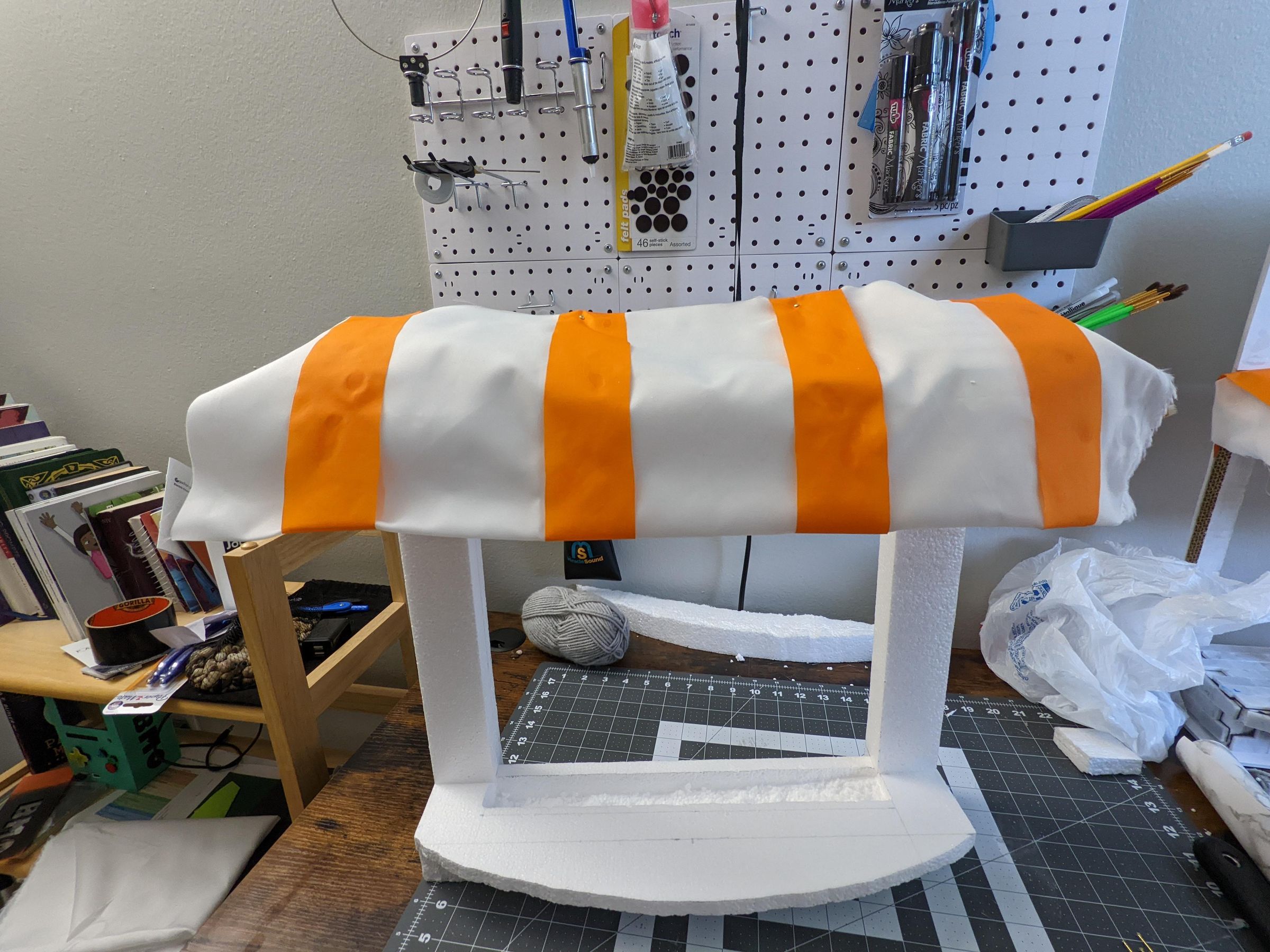 Making a Squirrel Cafe : 8 Steps (with Pictures) - Instructables