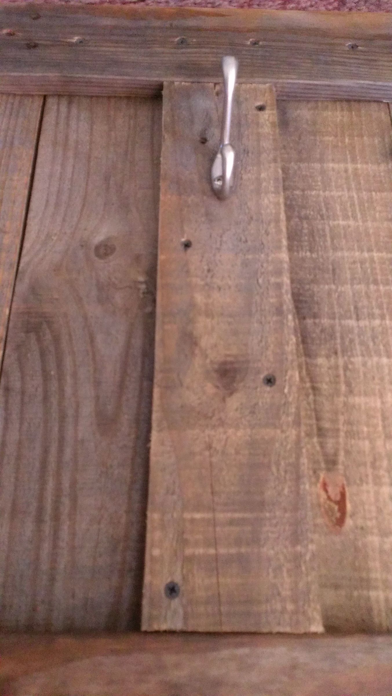 Gun Rack From Reclaimed Pallet Wood : 7 Steps - Instructables