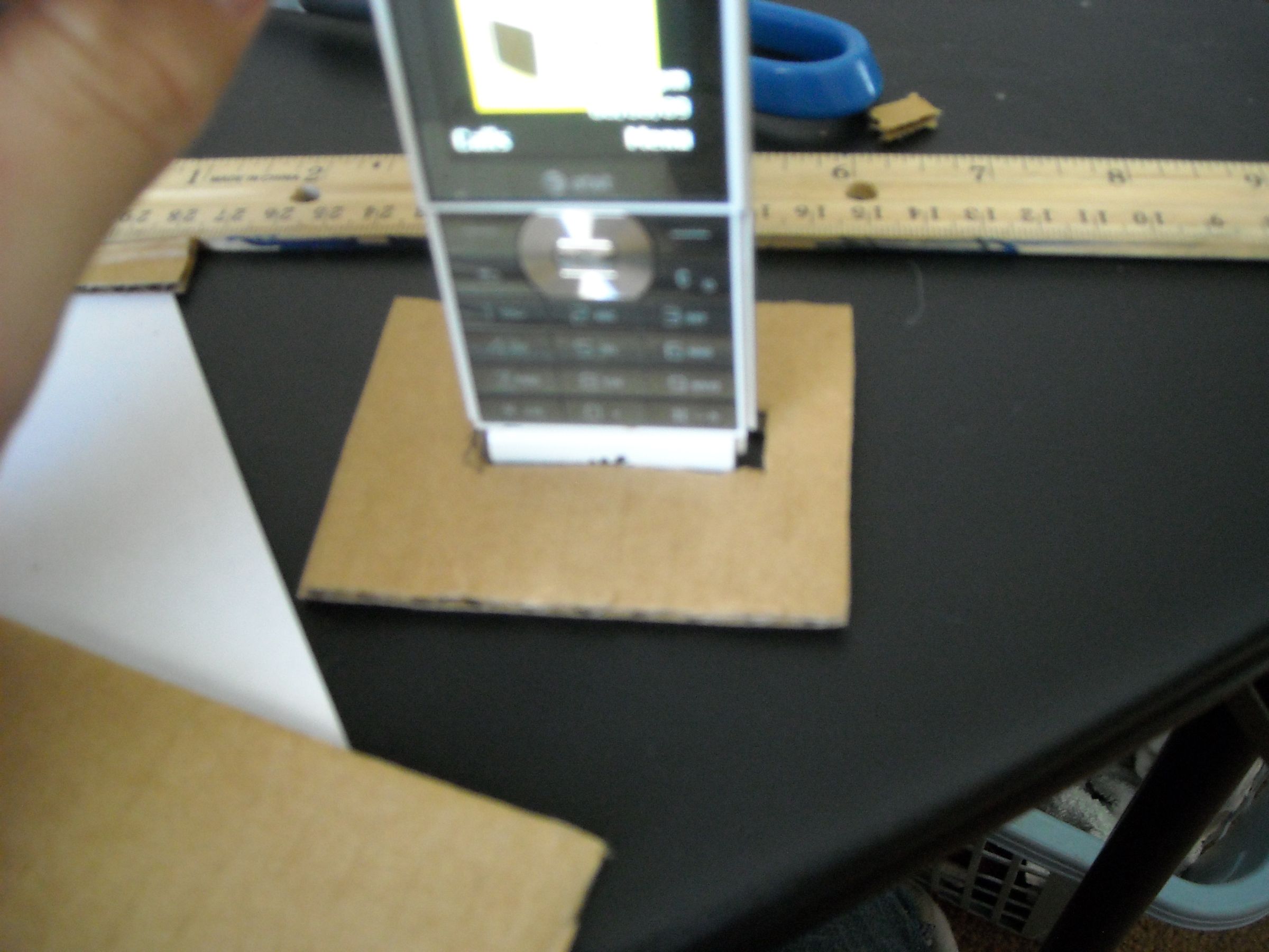 Cardboard Phone Holder : 6 Steps - Instructables