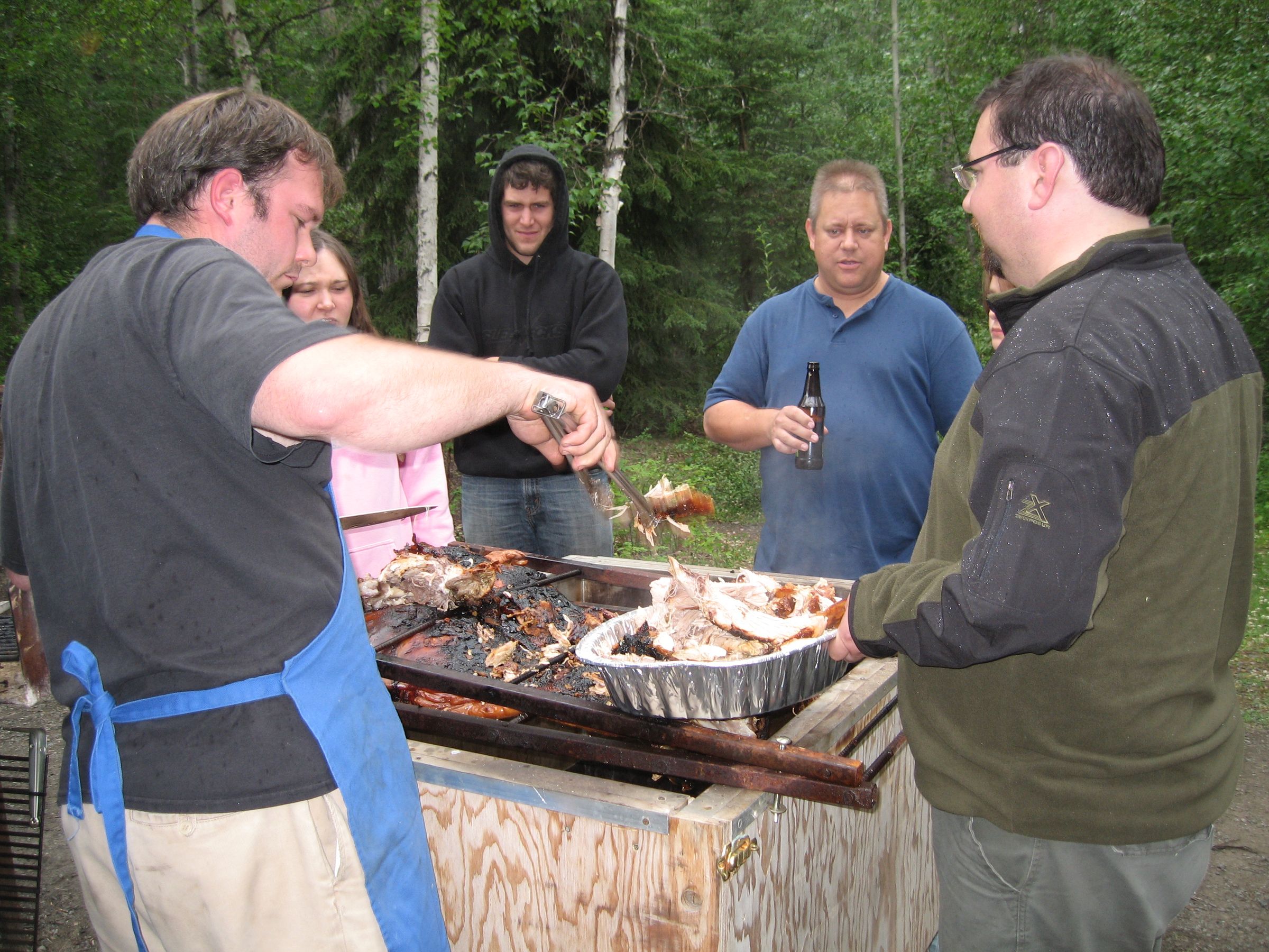 How to Roast a Whole Pig : 10 Steps (with Pictures) - Instructables