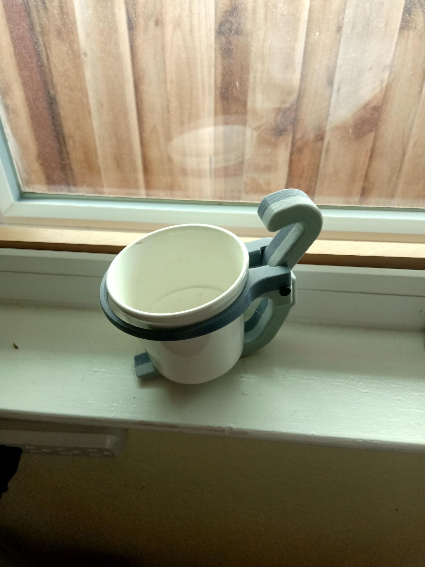 Recycled Vertical Planter : 8 Steps (with Pictures) - Instructables