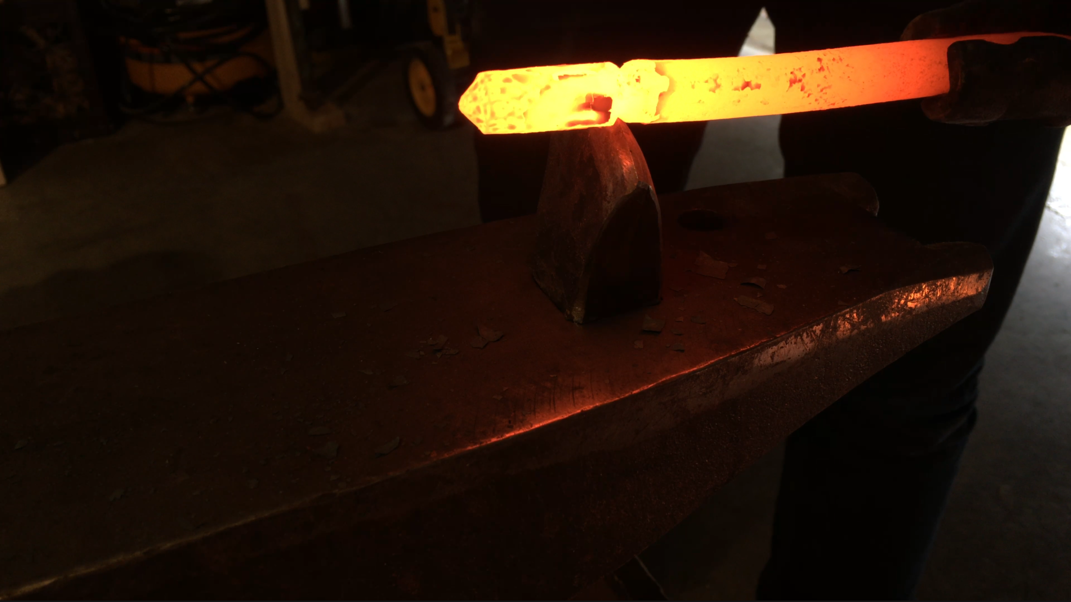 HAND FORGED Cold Chisel, From a Rusty Old Coil Spring : 10 Steps (with ...