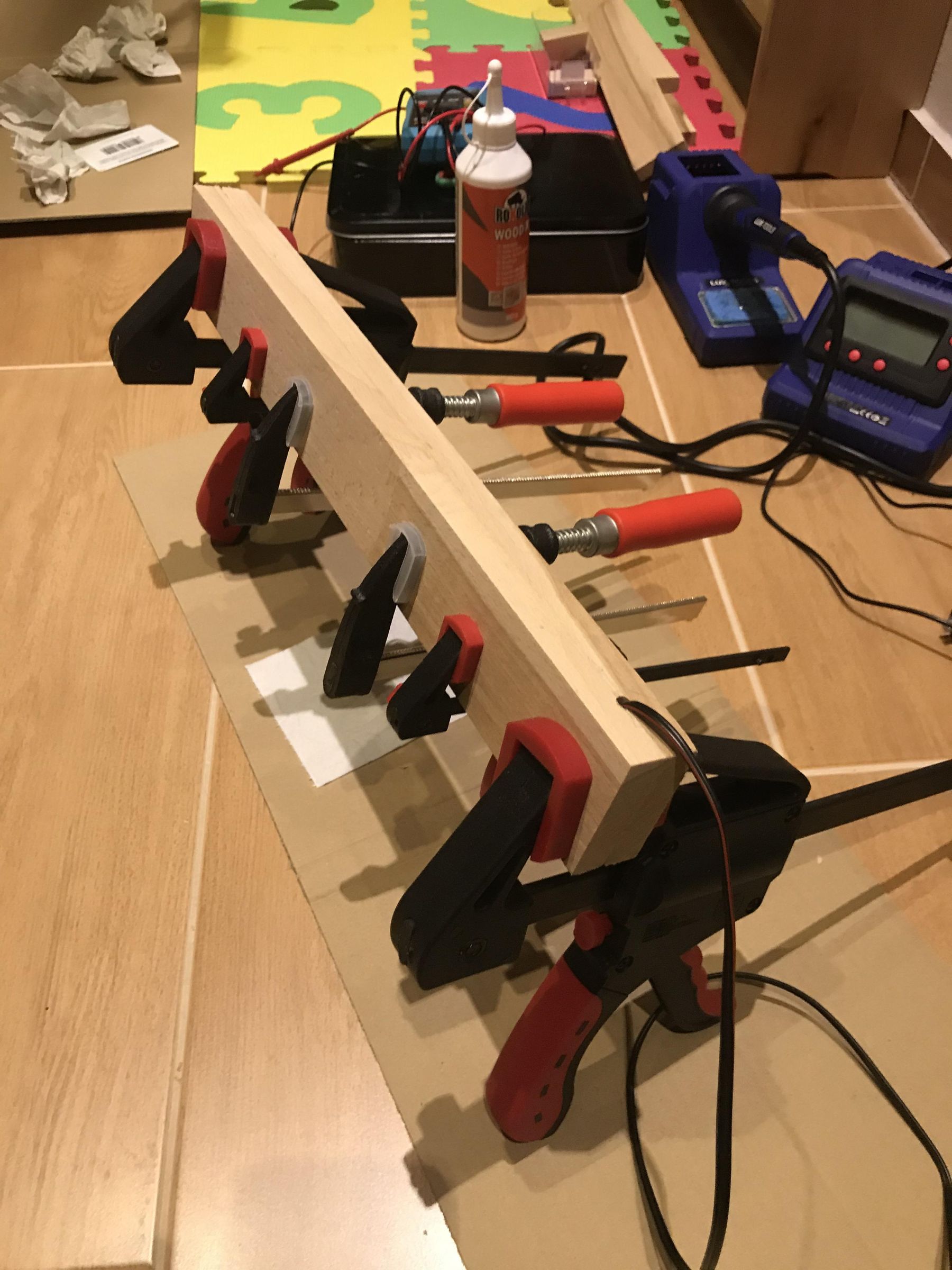 Easy Wooden Desk Lamp : 13 Steps (with Pictures) - Instructables
