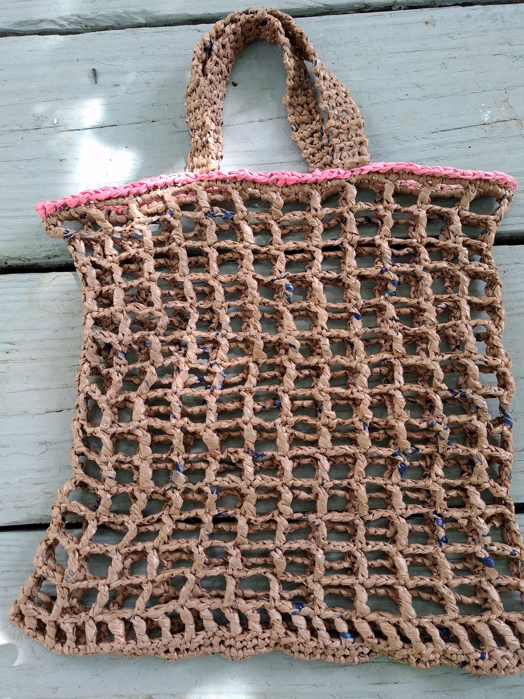 Mesh Tote Bags From Single-Use Plastic Bags : 8 Steps (with Pictures ...
