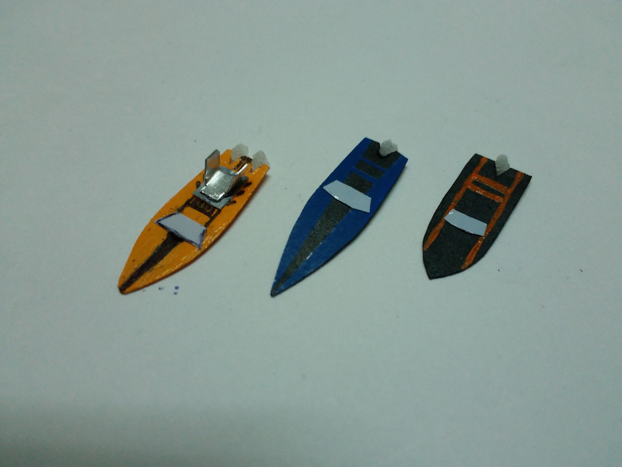 Micro Camphor Boat : 8 Steps (with Pictures) - Instructables