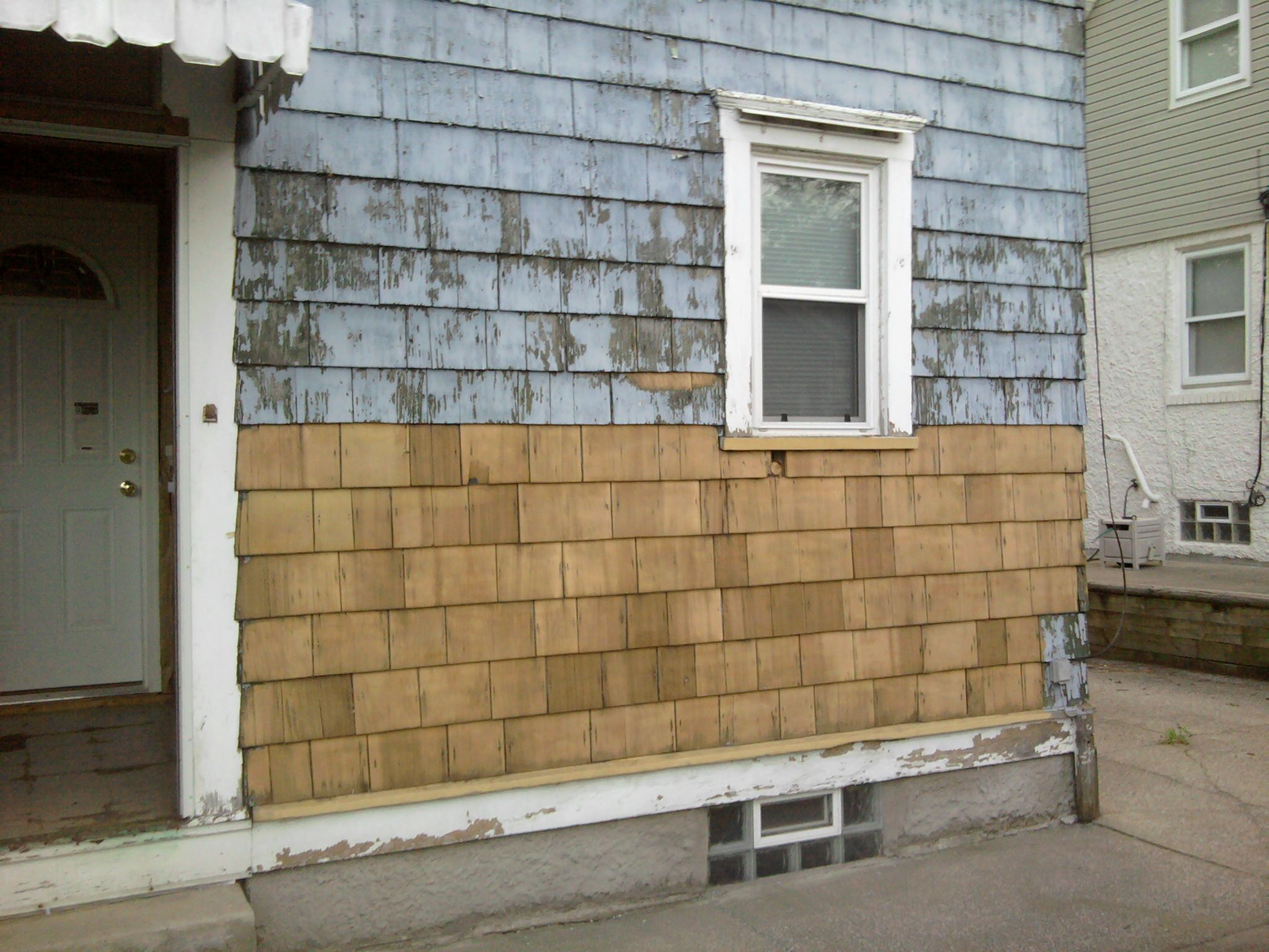 Refinish and Stain Wood Siding : 4 Steps (with Pictures) - Instructables