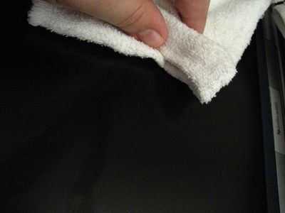How to Clean a Laptop Screen With Household Products : 7 Steps ...