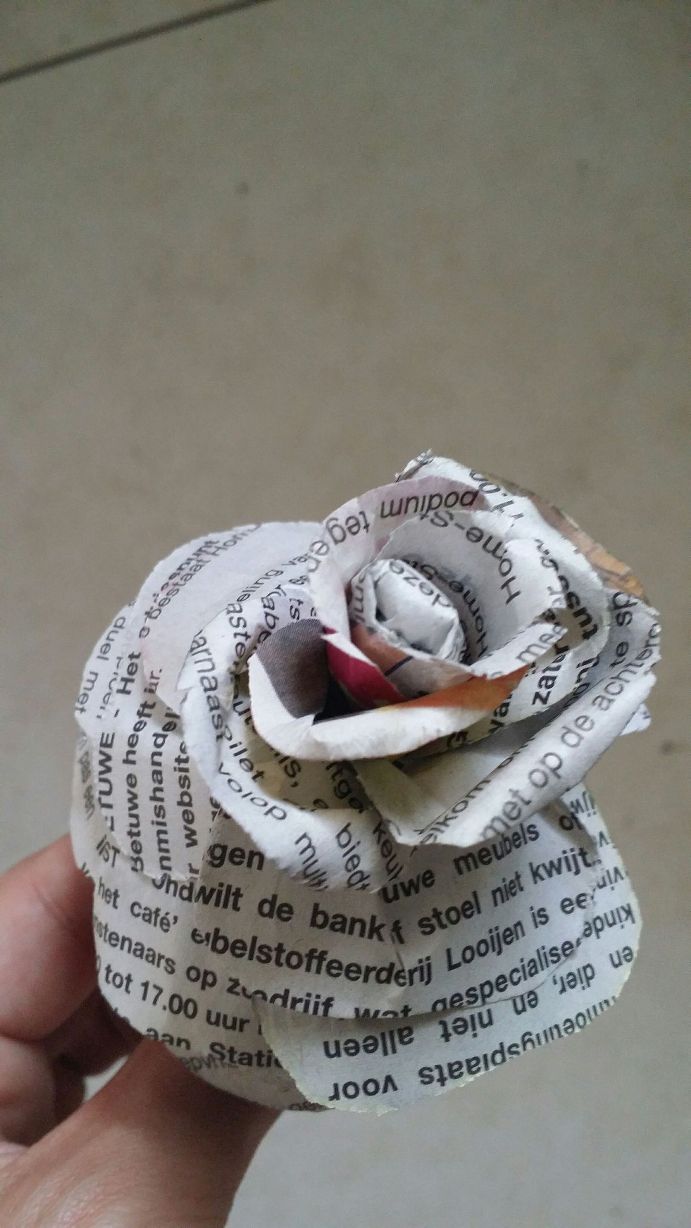 Newspaper Roses : 8 Steps - Instructables
