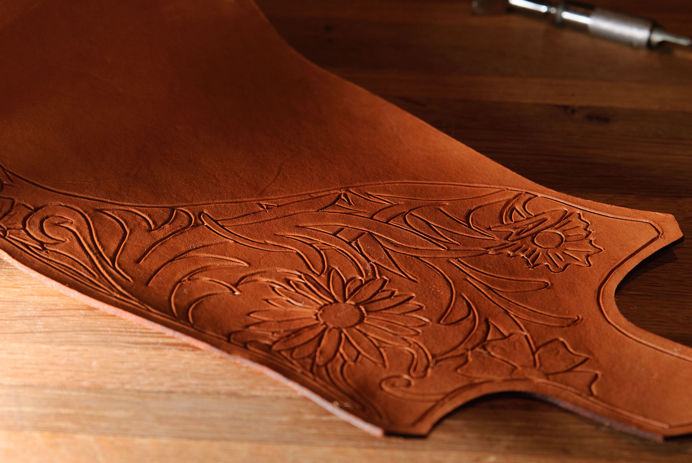 Tooling a Simple Leather Purse : 8 Steps (with Pictures) - Instructables