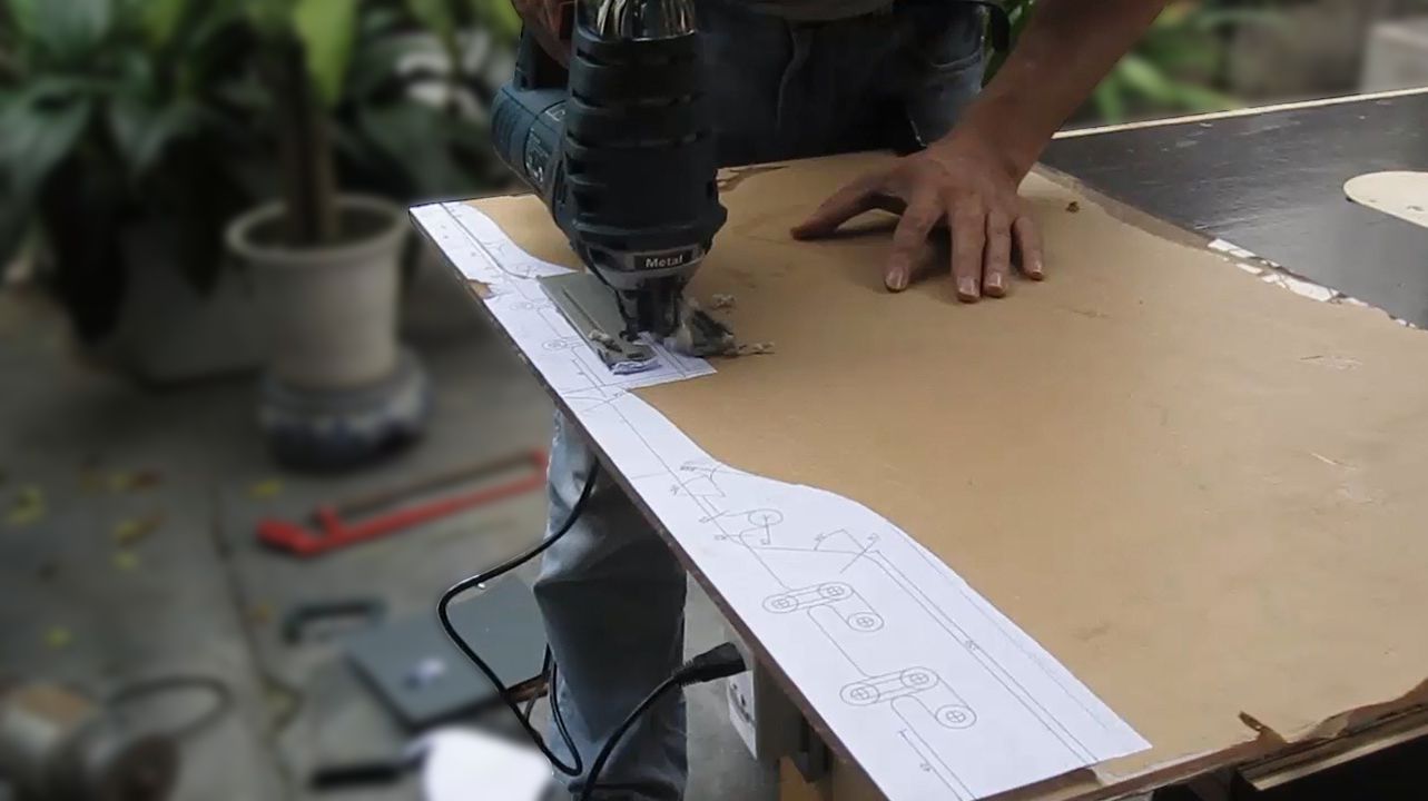 How to Make a Table Saw - Anti KickBack for DIY Table Saw - Guard ...