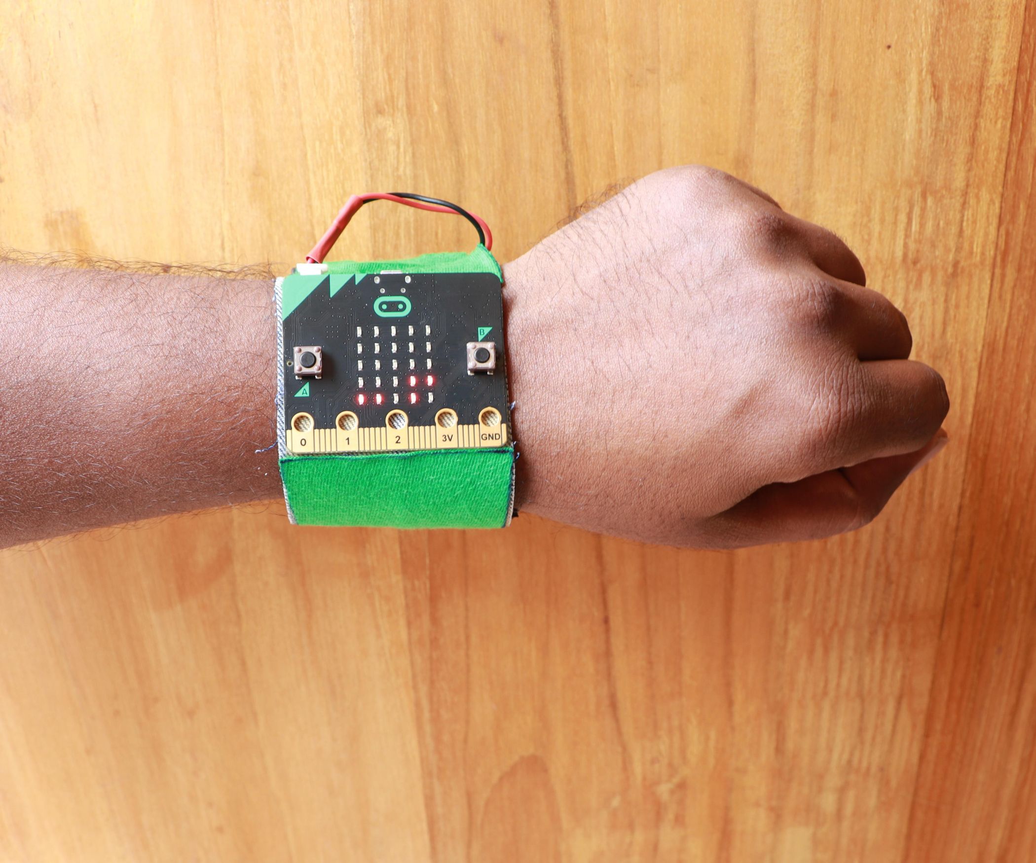 Micro:bit DIY Smart Watch : 4 Steps (with Pictures) - Instructables