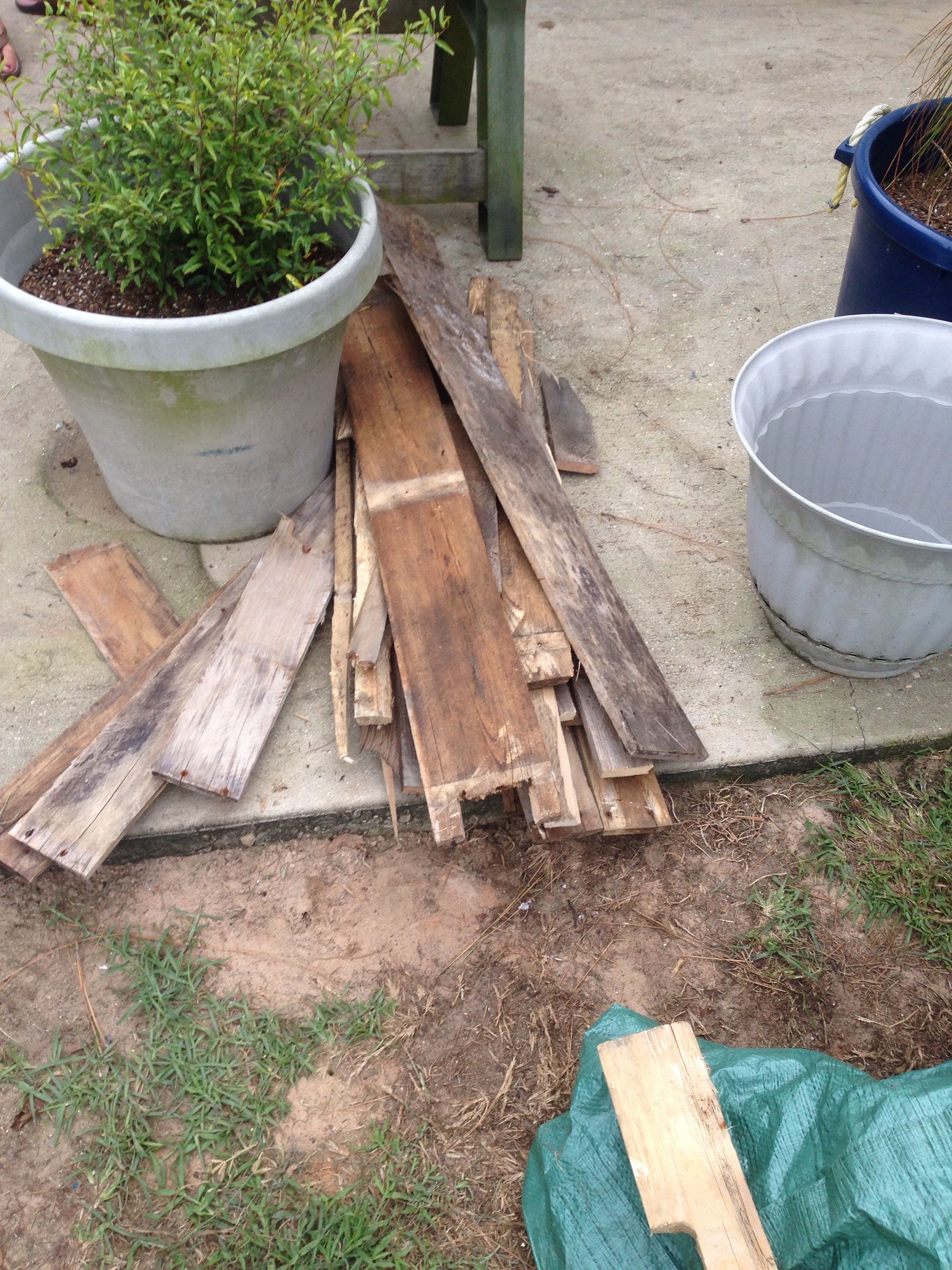 Pallet Coffin for Halloween : 7 Steps (with Pictures) - Instructables