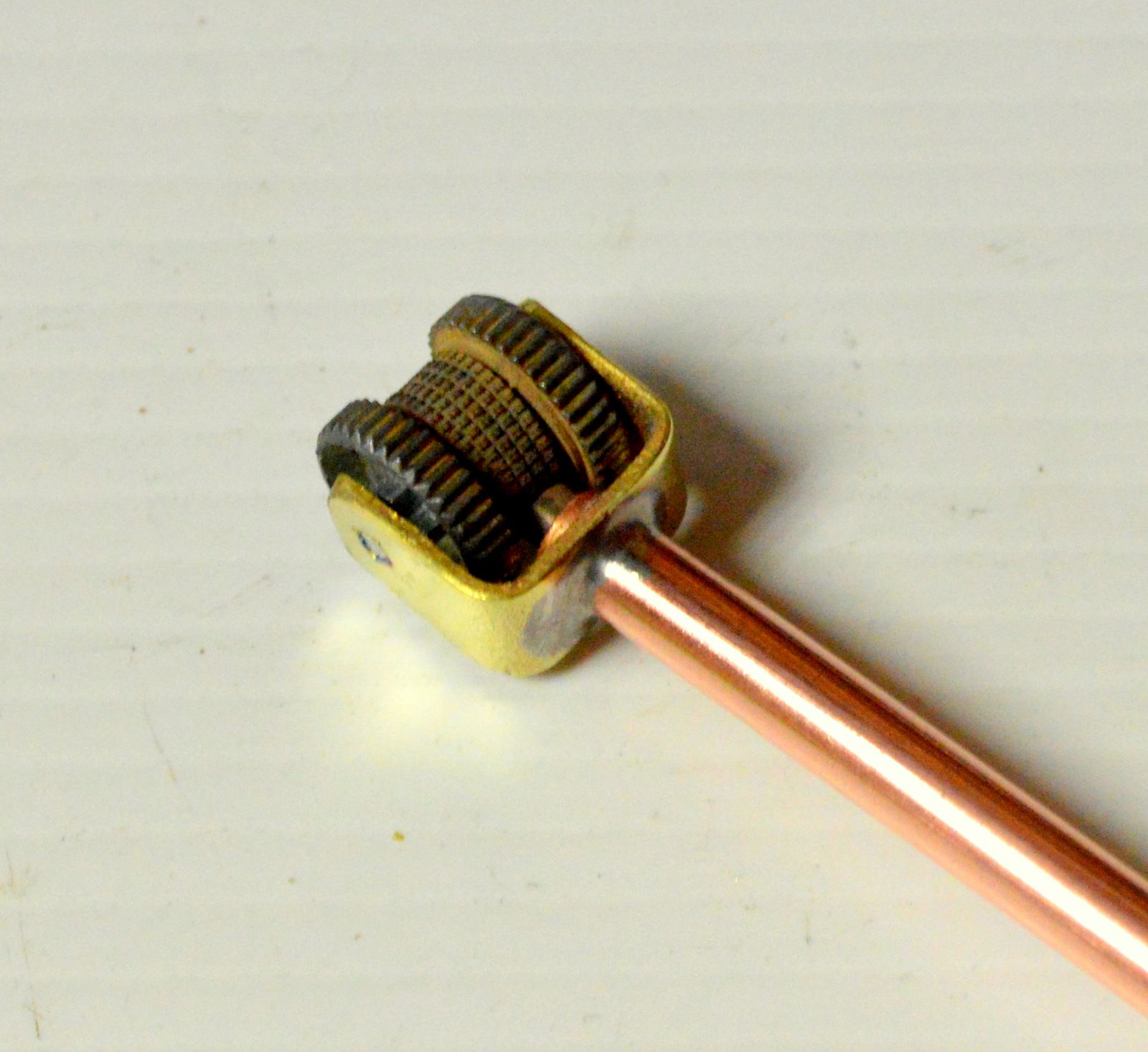 Flint and Spark Wheel Fire Starter : 9 Steps (with Pictures ...