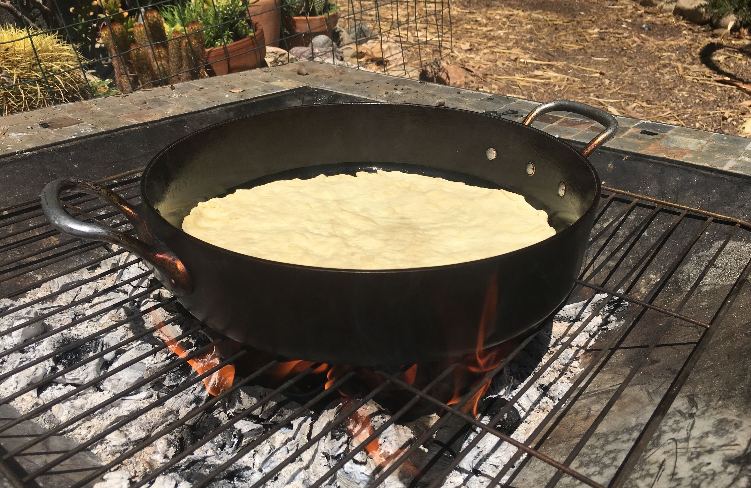 BEST EVER Cast-Iron Skillet PIZZA on the Fire-pit or Campfire! : 5 ...