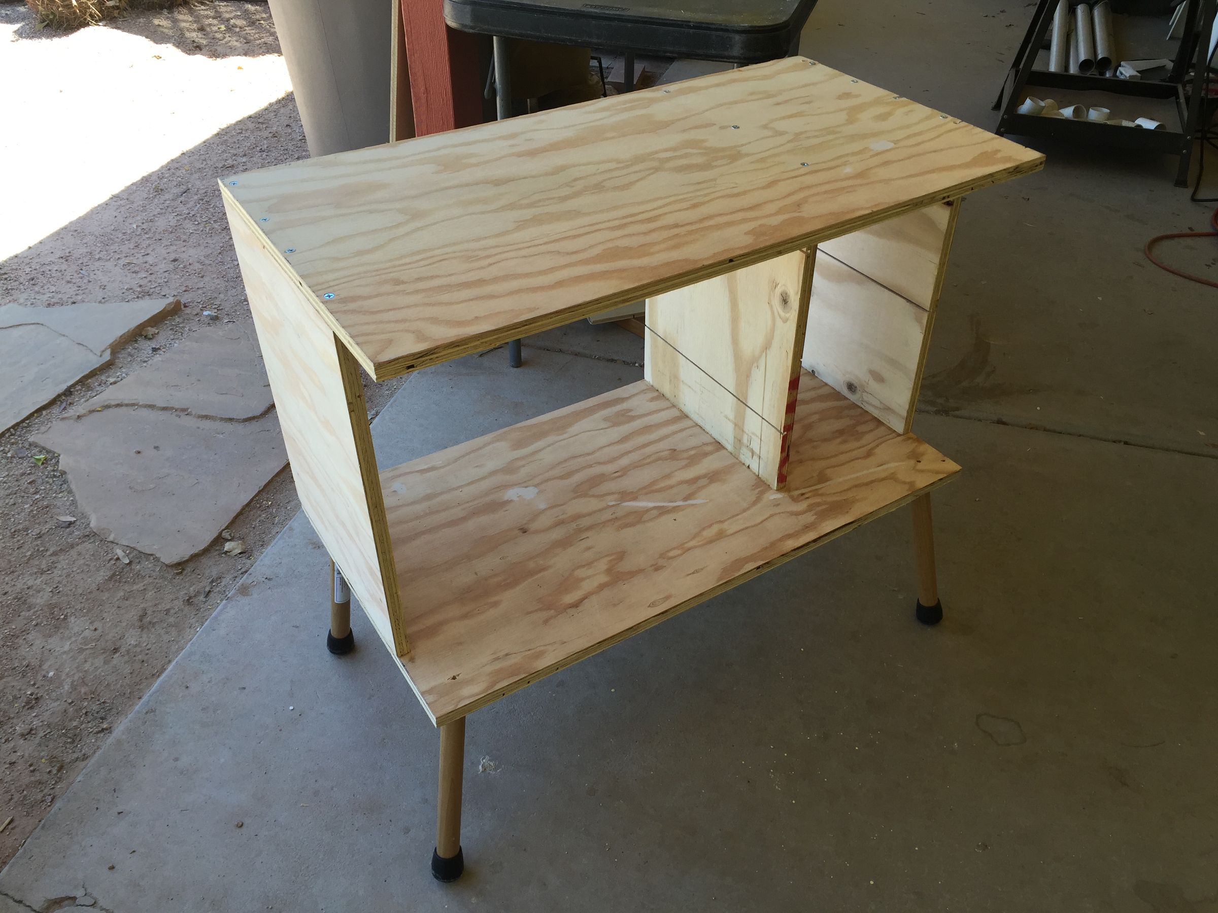 CAMP STORAGE / COOKING STATION : 7 Steps (with Pictures) - Instructables