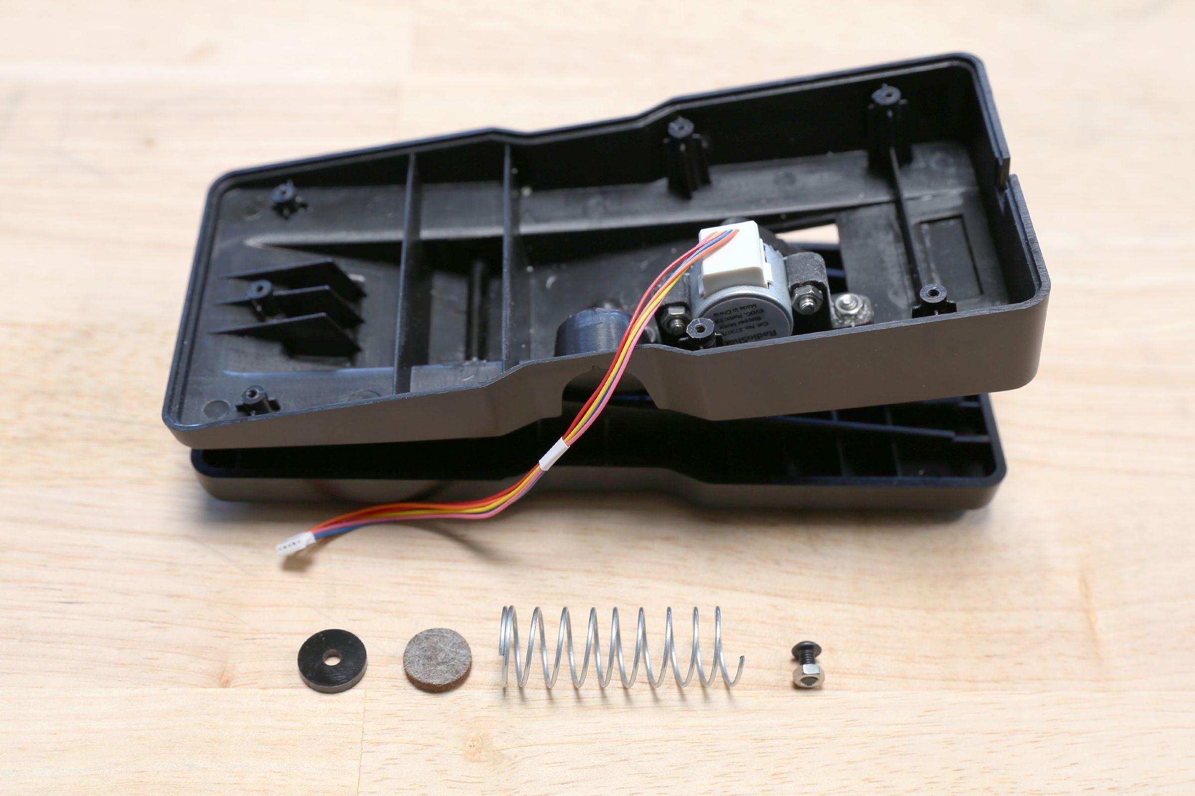 Shaky Leg Power Generator : 19 Steps (with Pictures) - Instructables