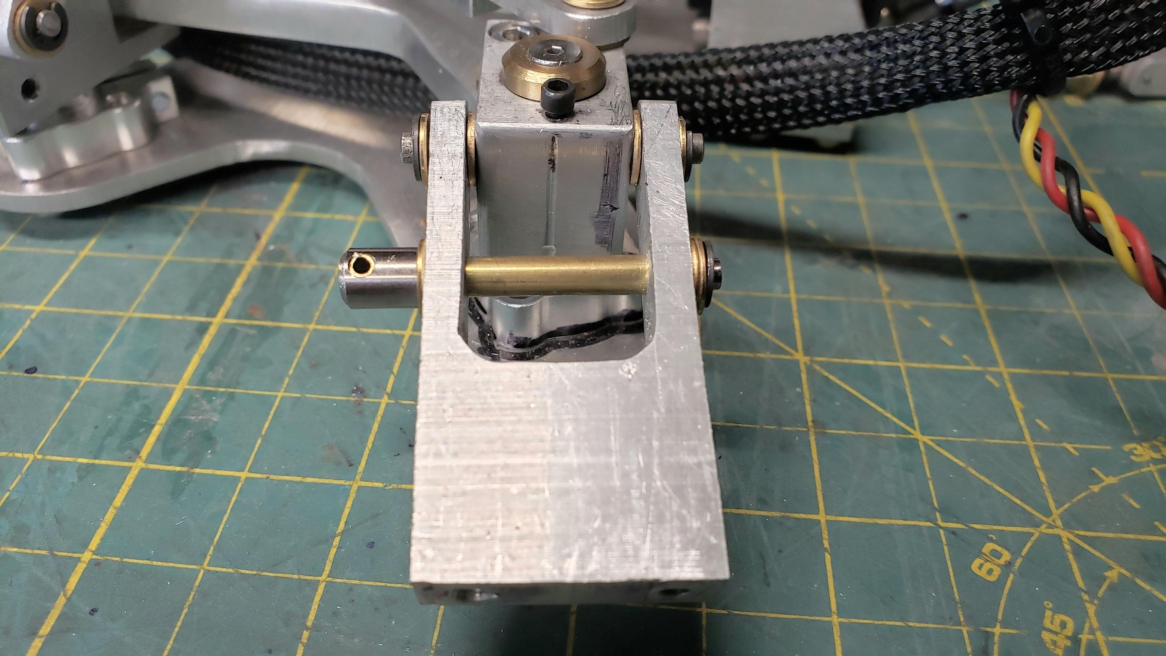 Animatronic Cosplay Wing Mechanics : 8 Steps (with Pictures ...