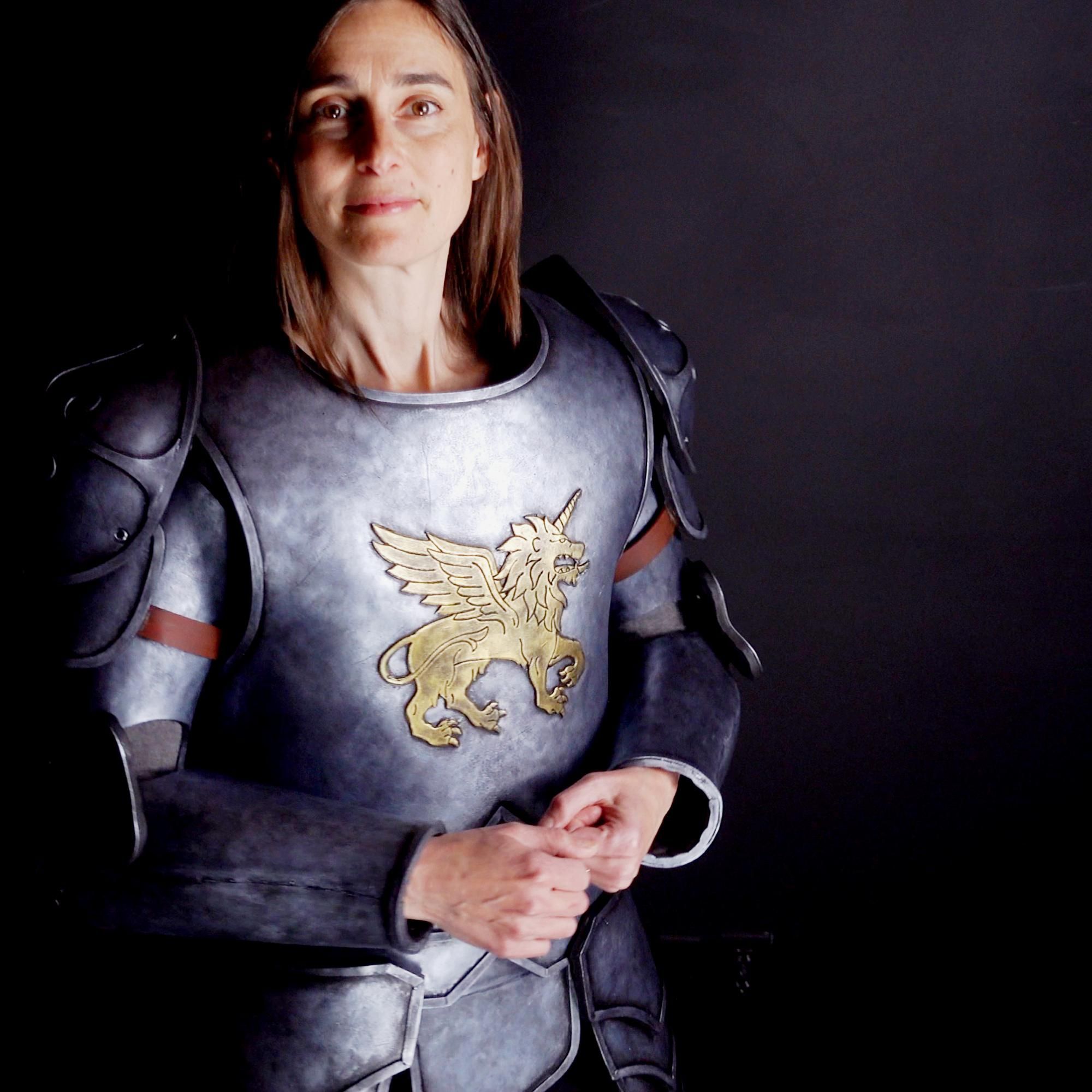 Make Knight Armor From a Floormat and Hot Glue! : 35 Steps (with ...