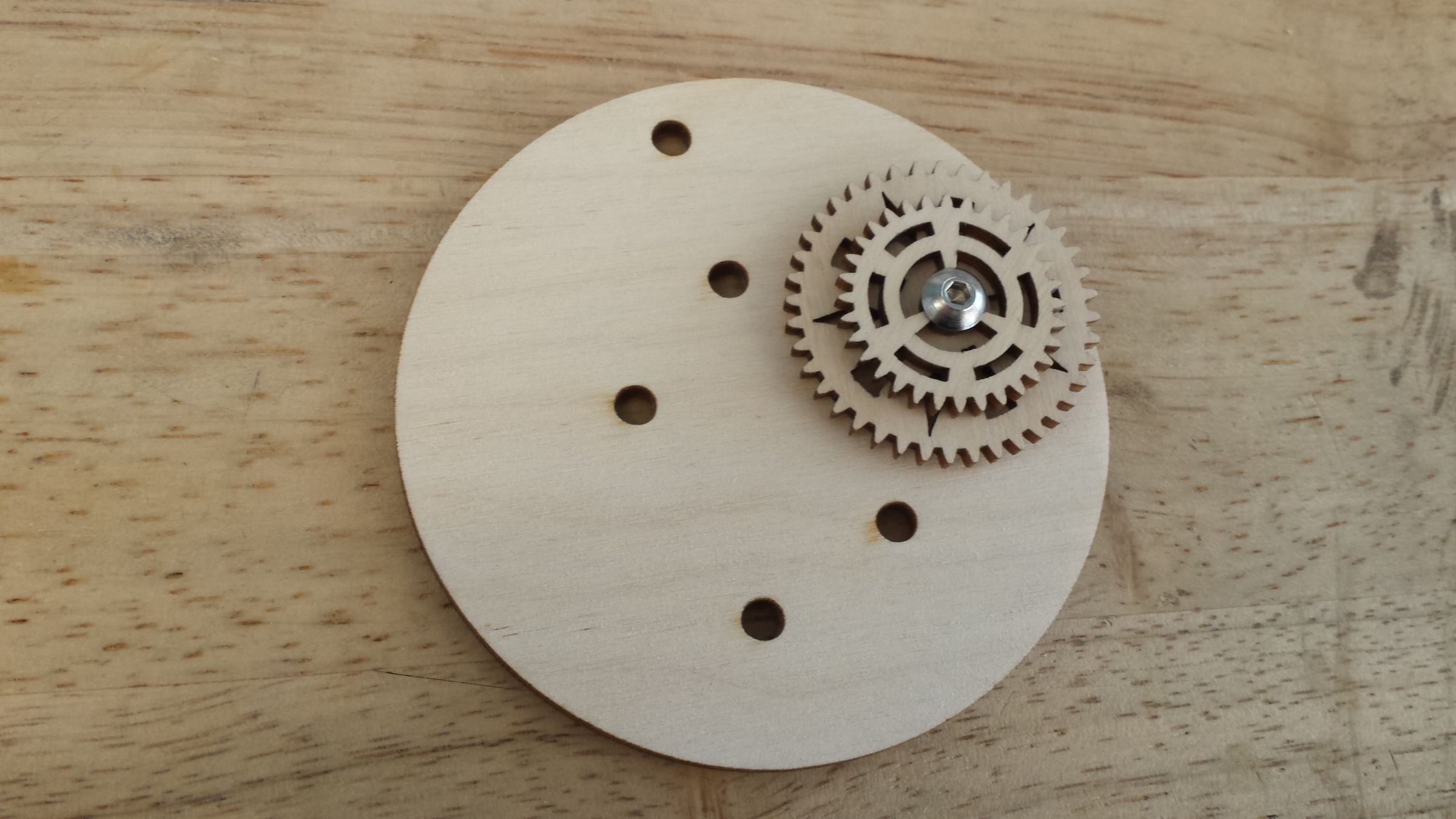 Wooden Gear Trains : 17 Steps (with Pictures) - Instructables