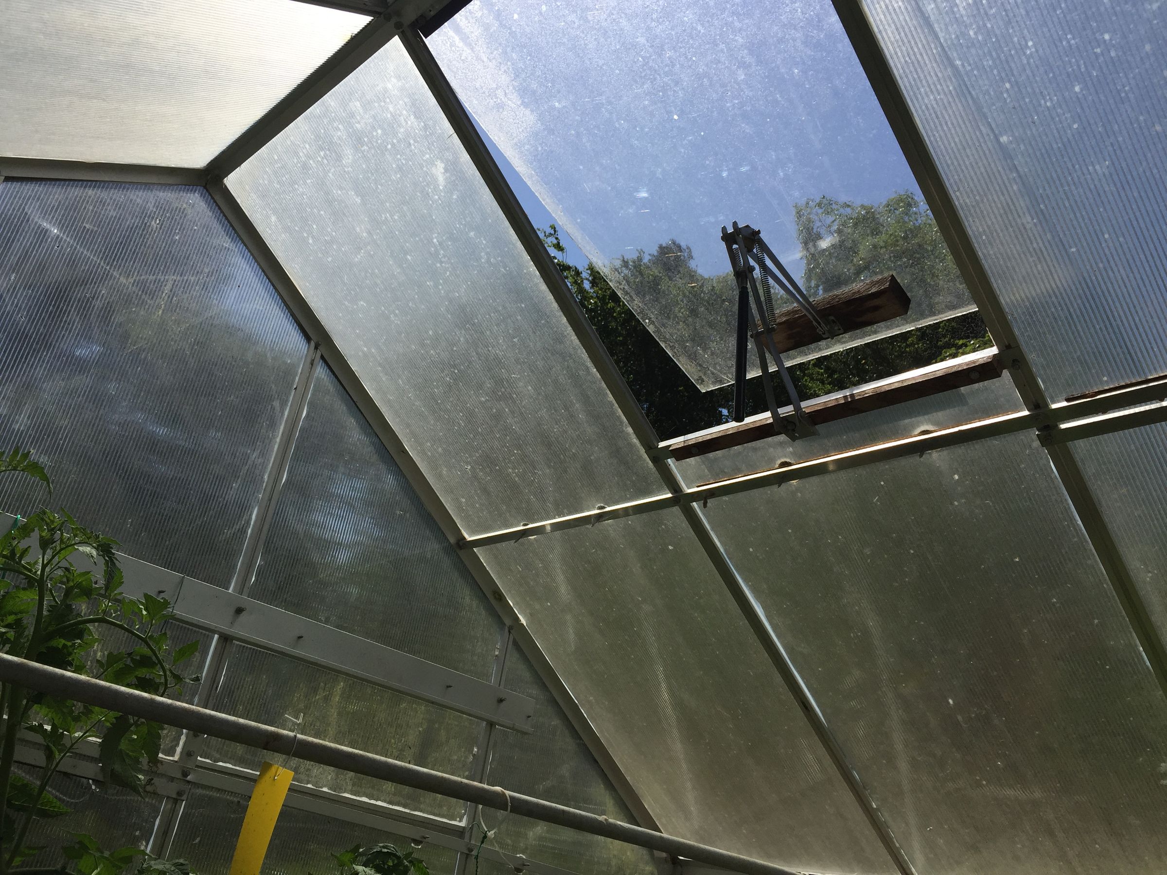 Build a Greenhouse With Solar Powered Ventilation : 8 Steps (with ...