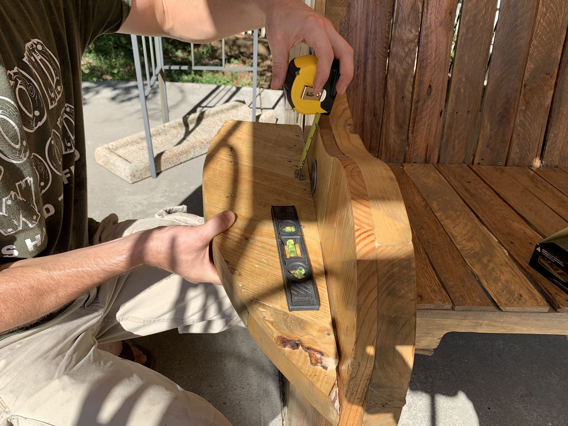 Cable Spool Pallet Bench - DIY Outdoor Seating! : 10 Steps (with ...