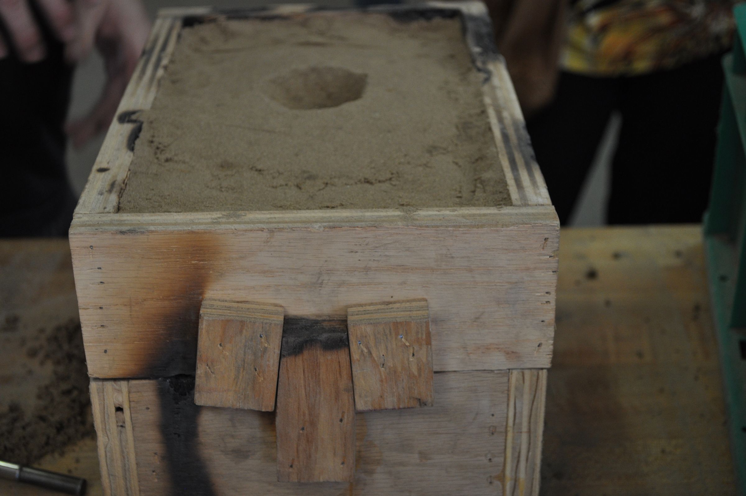 How to Sand Cast 3D Printed Objects : 12 Steps (with Pictures ...