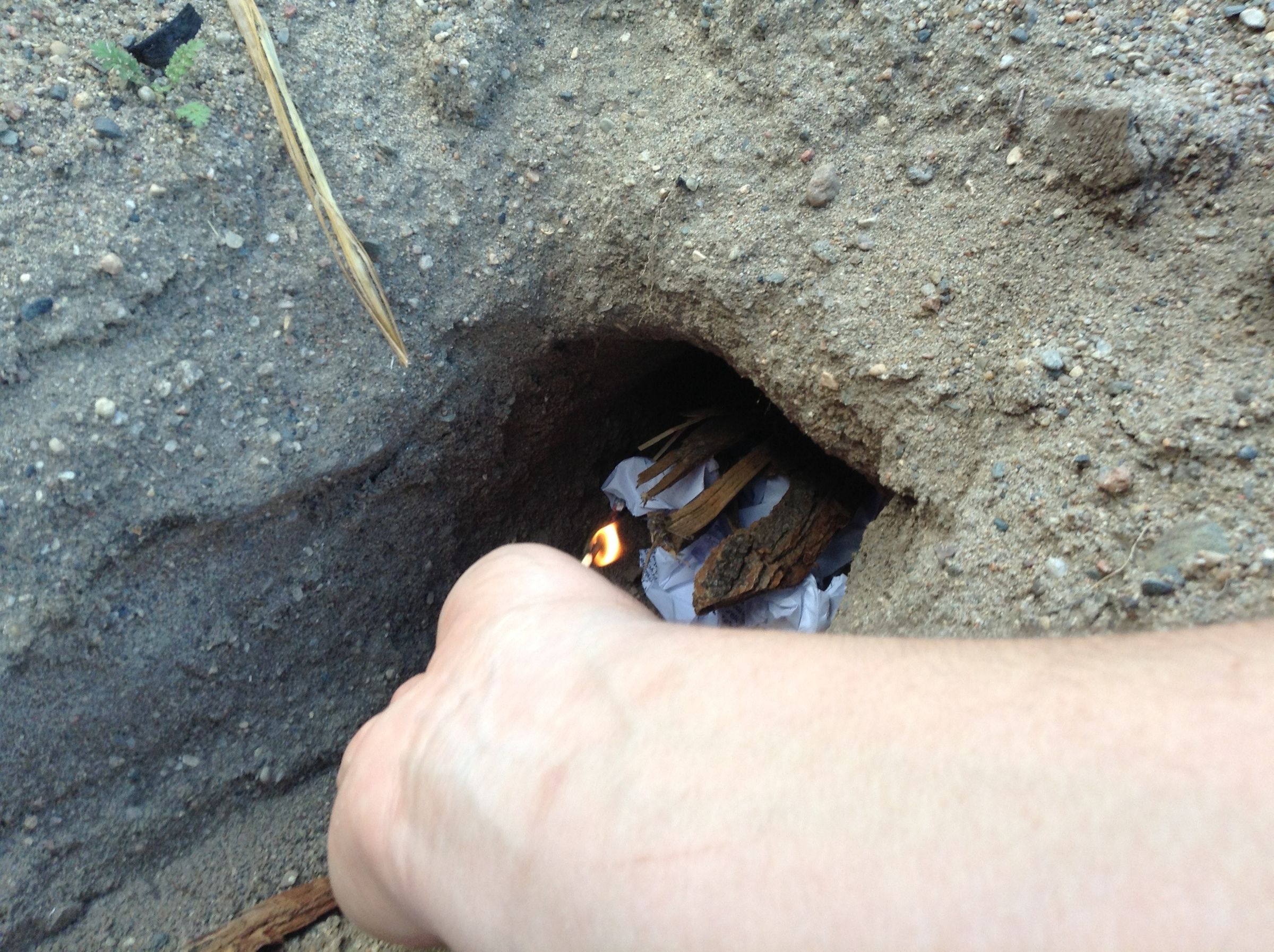 Sand Rocket Stove : 8 Steps - Instructables
